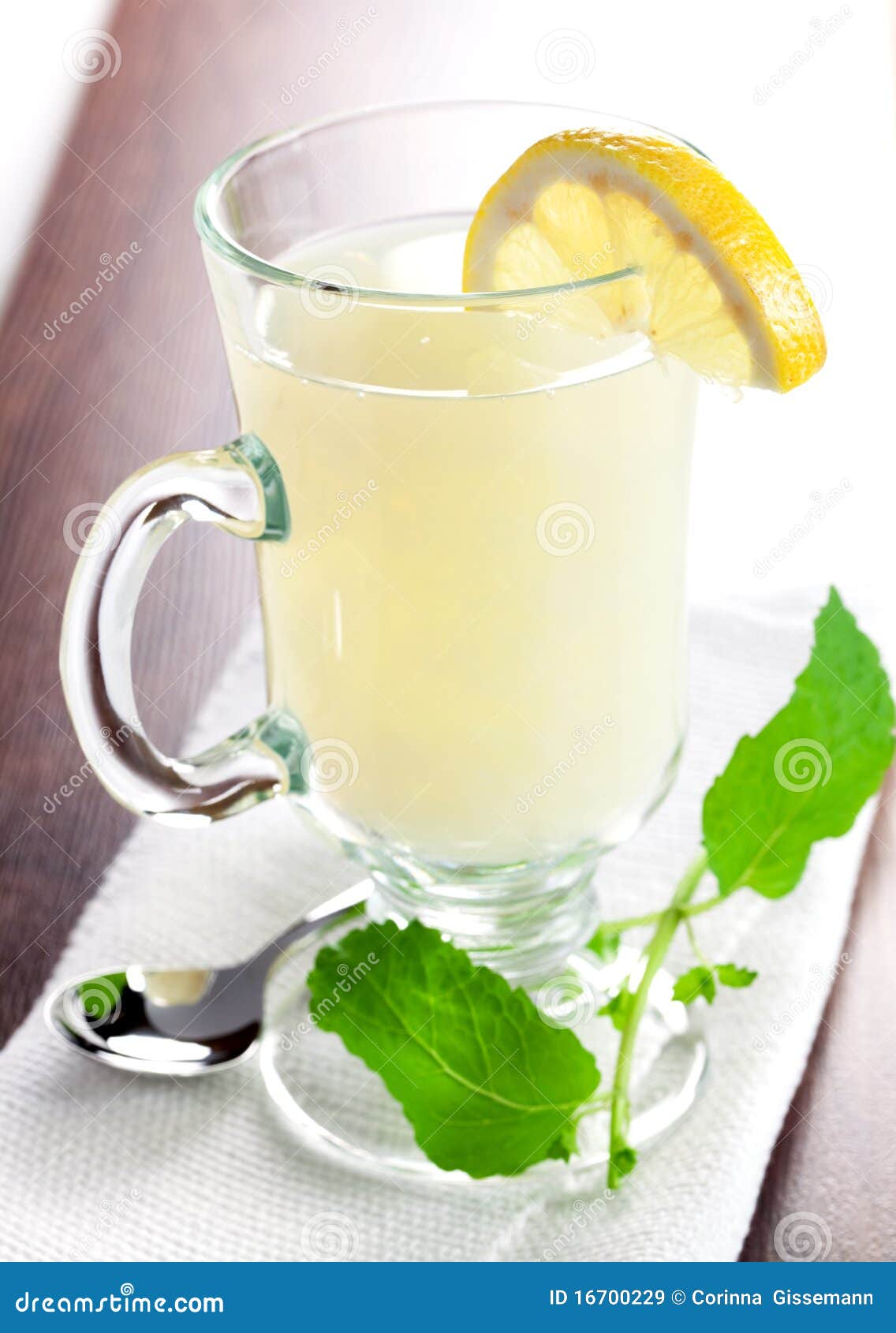 Fresh lemon tea stock image. Image of refreshing, beverage - 16700229