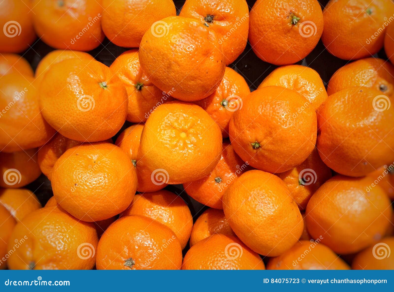 Fresh mandarin oranges stock image. Image of freshness - 84075723