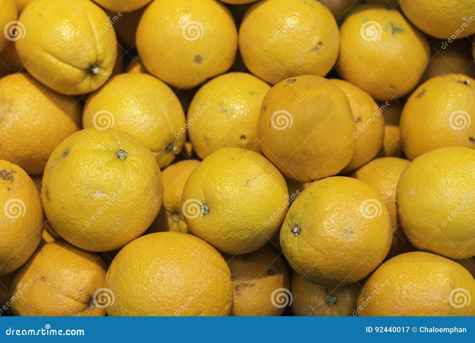 Fresh mandarin oranges stock image. Image of heap, market - 92440017