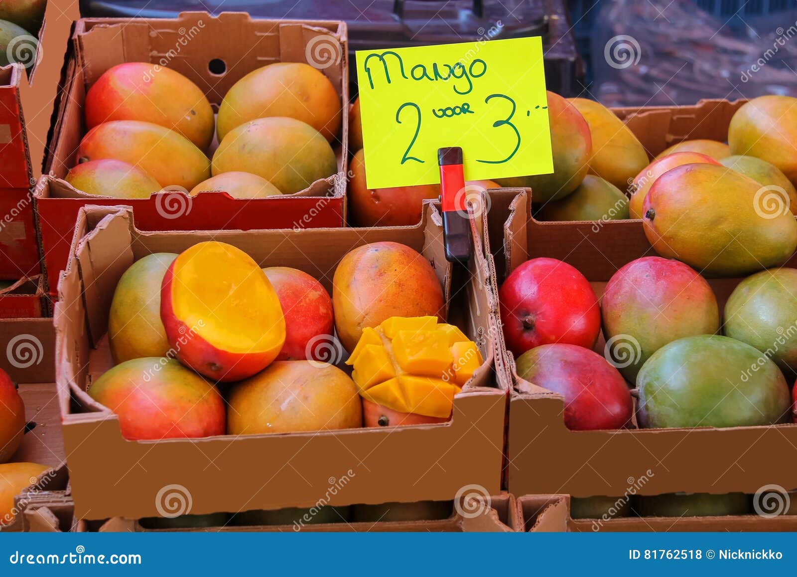 Fresh Mangoes in Cardboard Boxes Stock Photo - Image of beautiful ...
