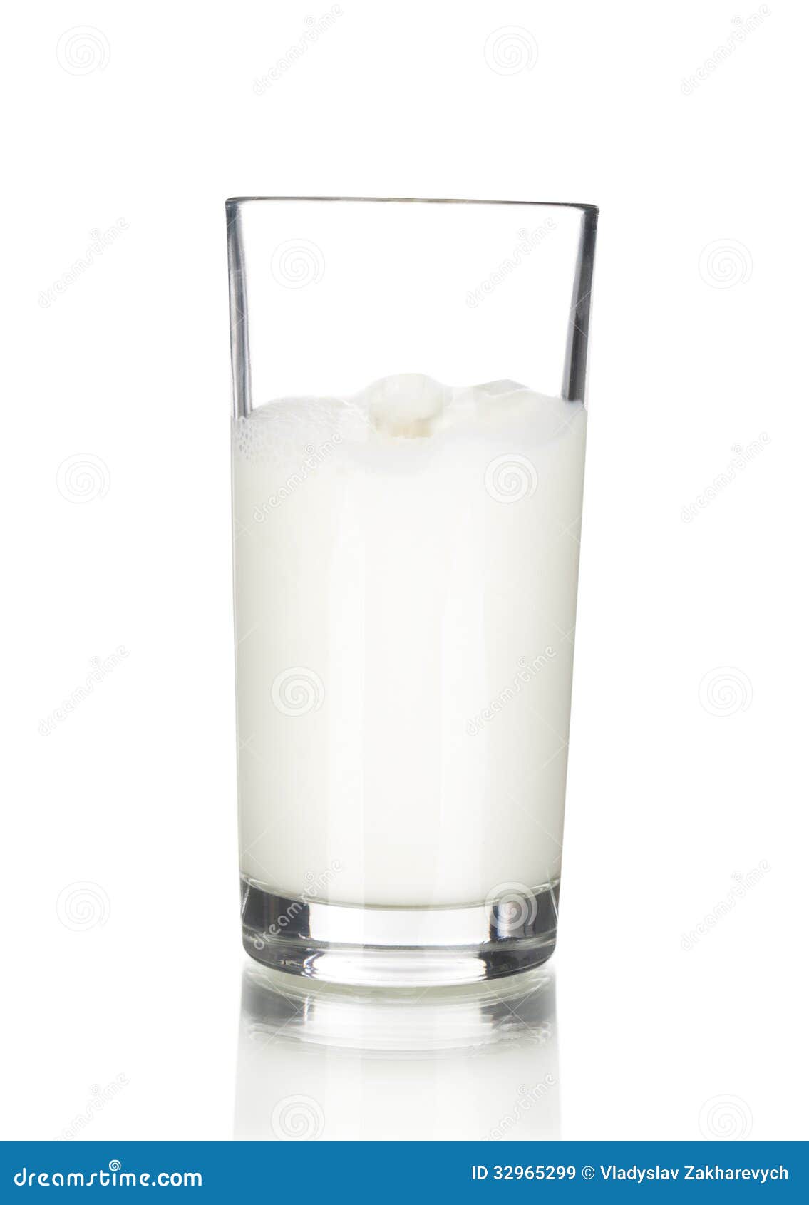 Fresh milk a glass stock image. Image of motion, healthy - 32965299