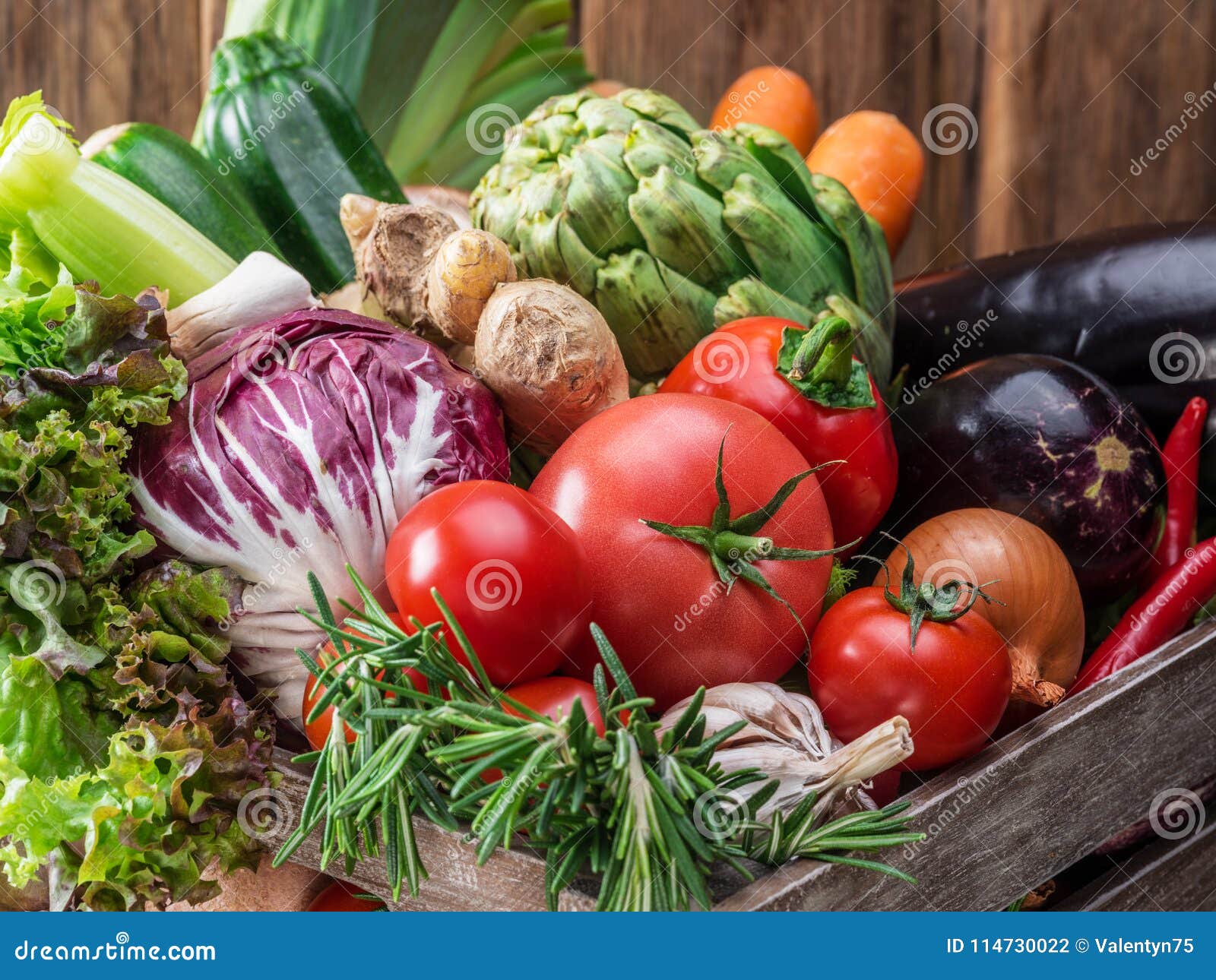 Fresh Multi-colored Vegetables in Wooden Crate. Stock Photo - Image of ...