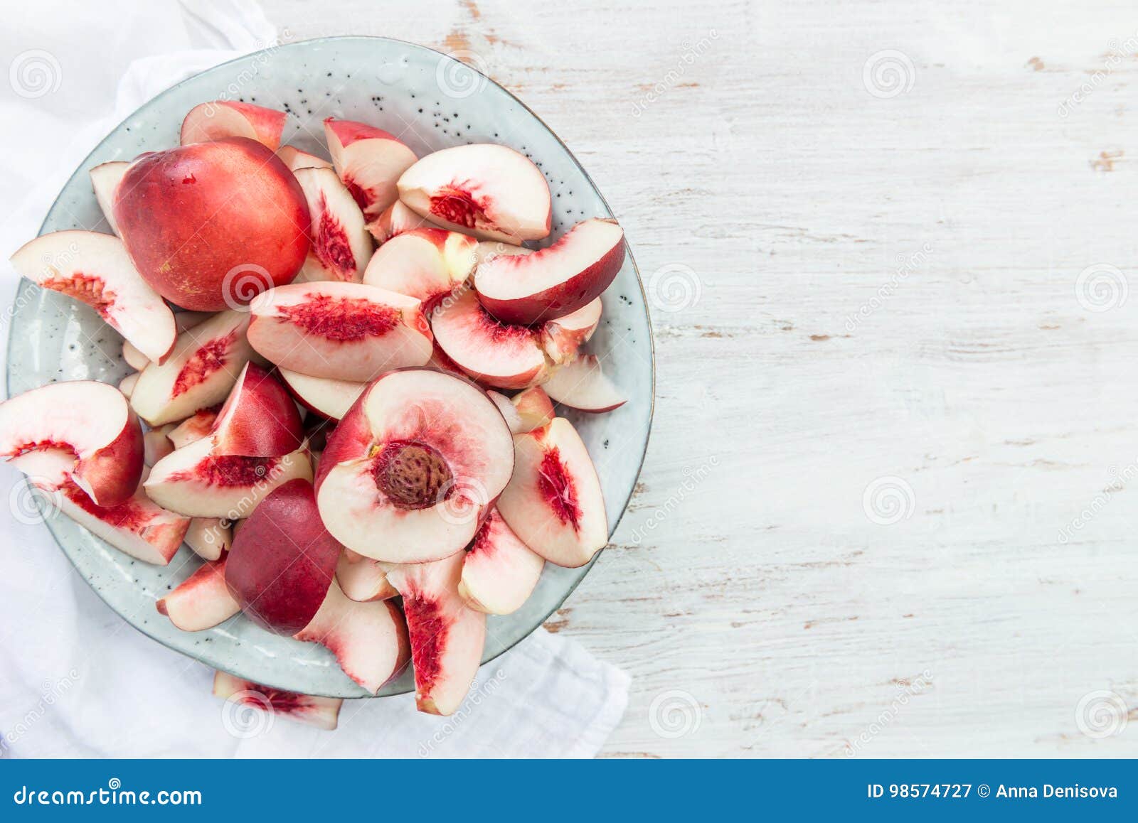 Fresh Nectarines Pieces in Rustic Ceramic Plate Stock Image - Image of ...