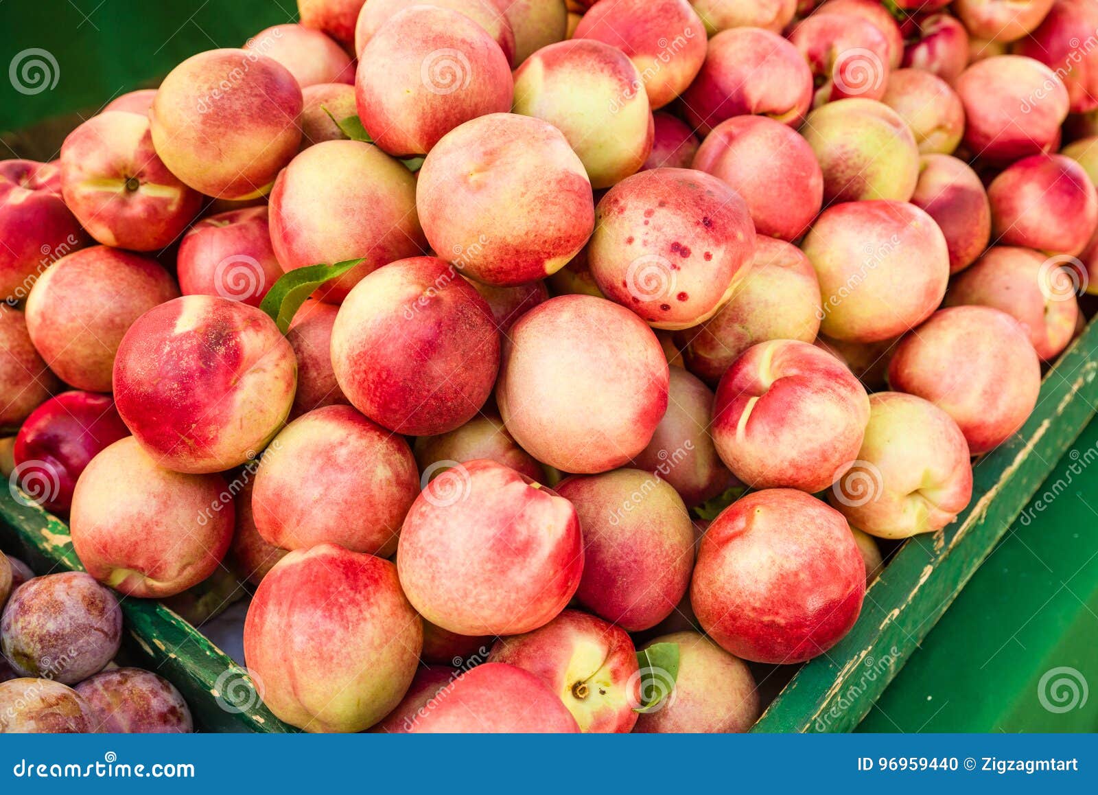 Fresh Nectarines at the Market Stock Photo - Image of nectarines ...