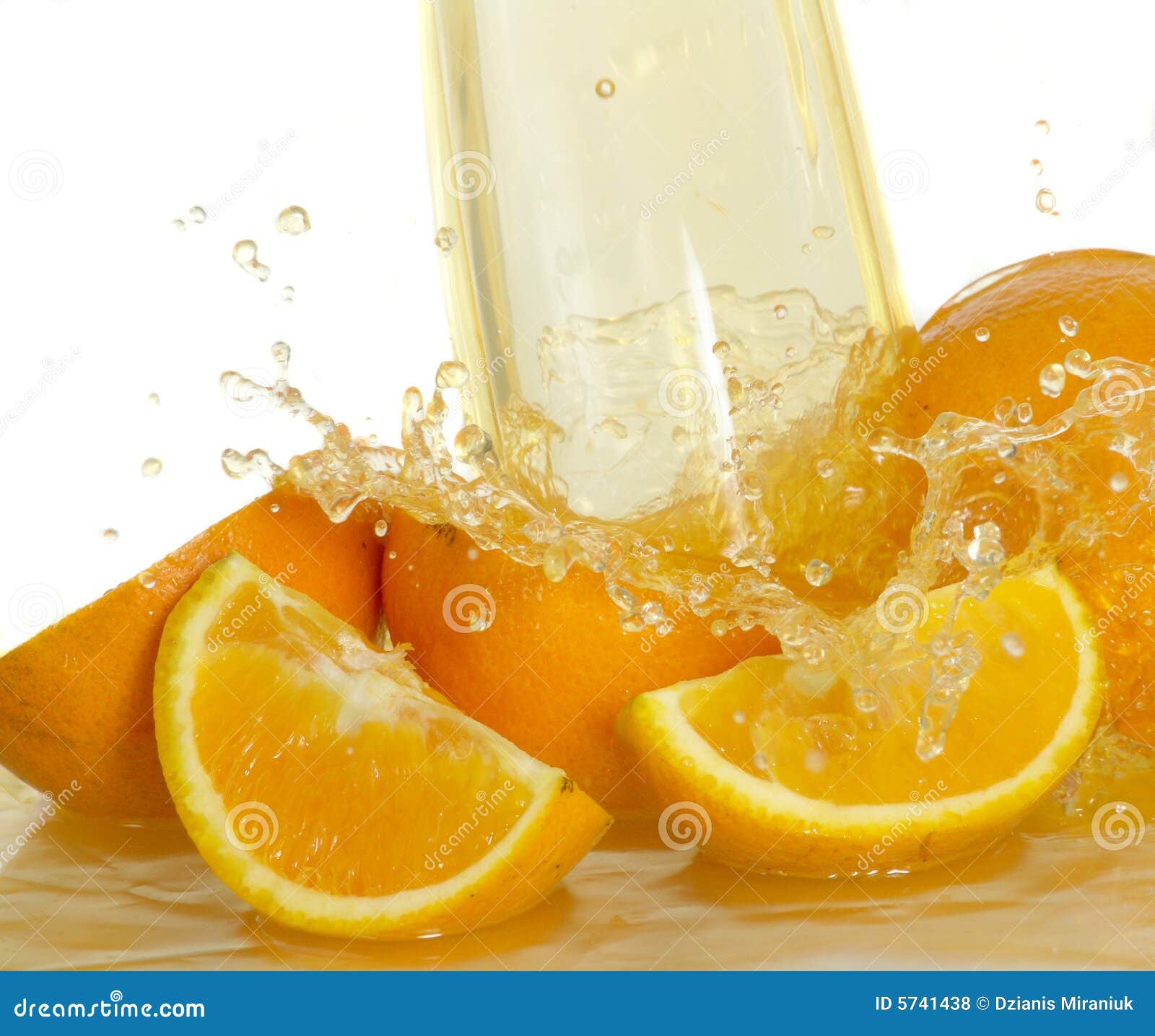 Fresh Orange , Water Splash Stock Photo - Image of aqua, orange: 5741438