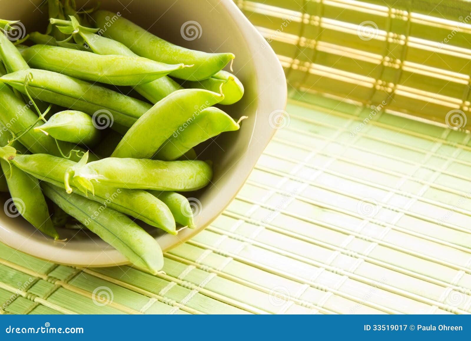 Fresh Organic Peas stock image. Image of legume, healthy - 33519017