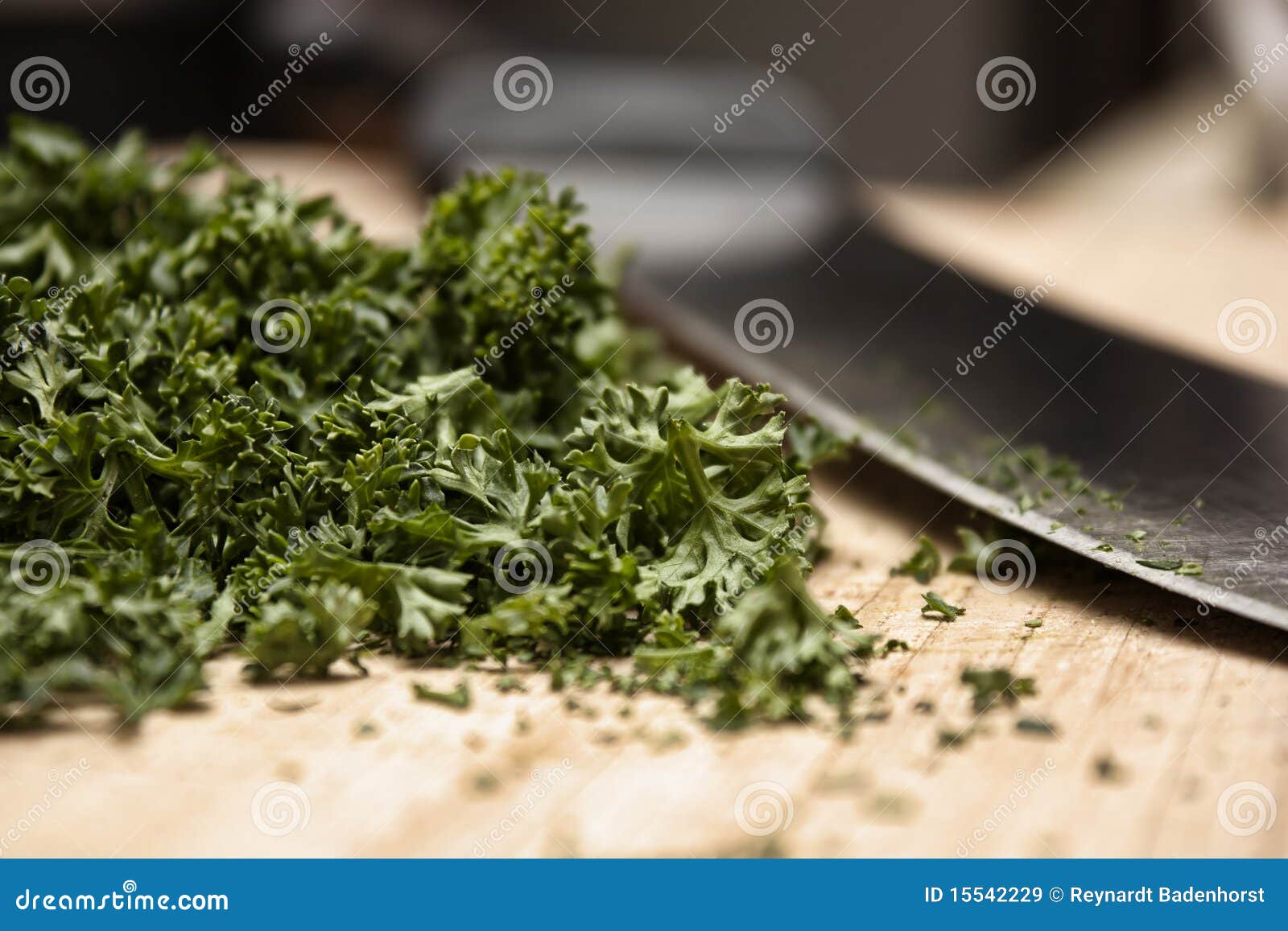 Fresh parsley stock image. Image of wood, garnish, parsley - 15542229