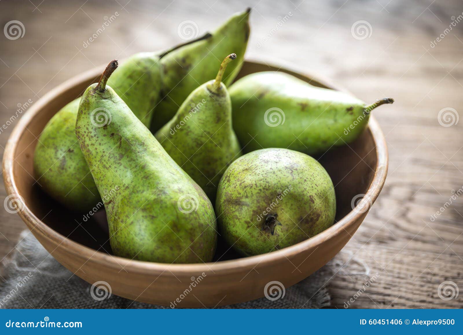 Fresh Pears in the Rustic Bowl Stock Photo - Image of fresh, diet: 60451406