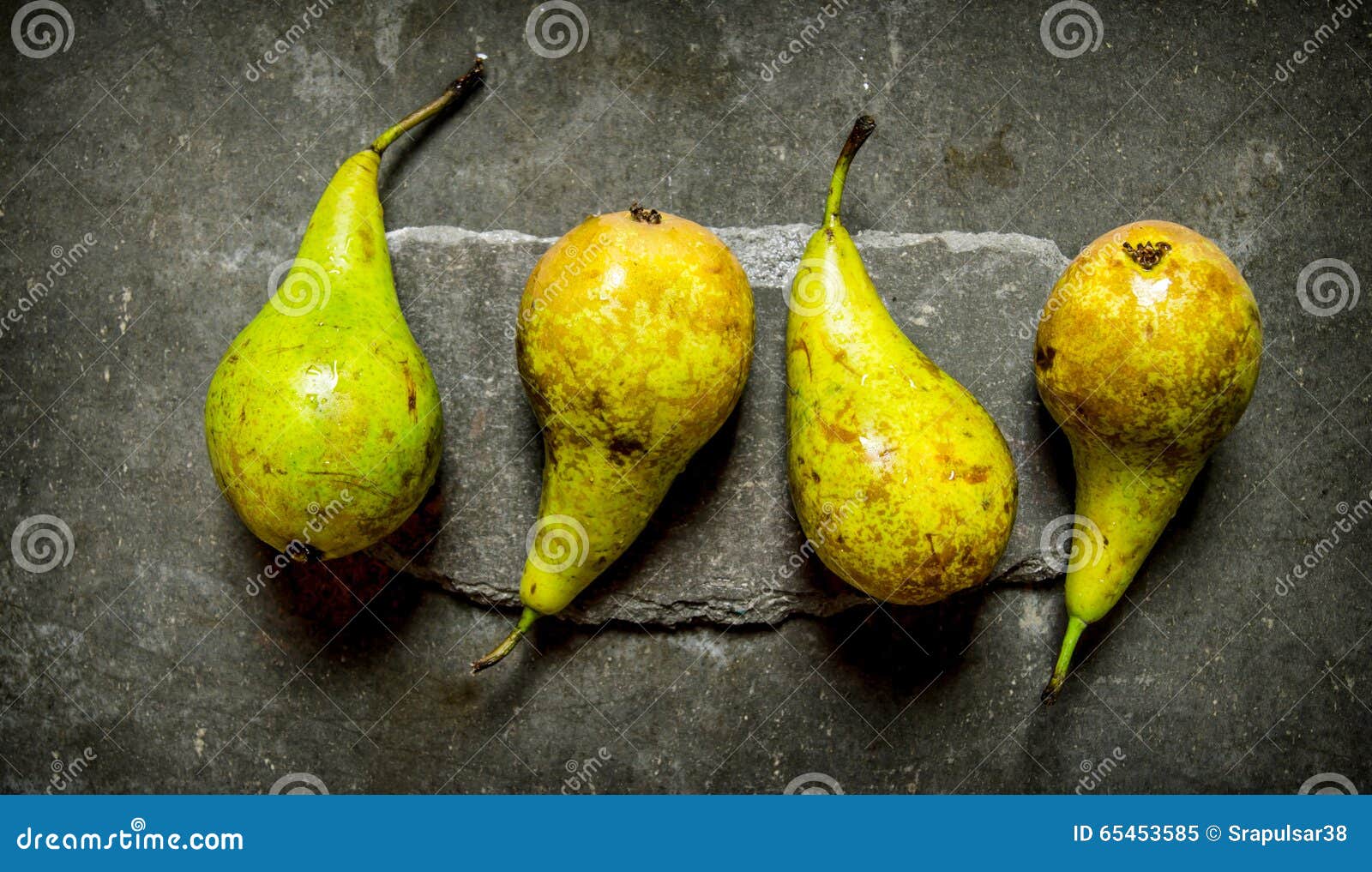 Fresh Pears Stone Stand Stone Table Stock Photos - Download 6 Royalty ...