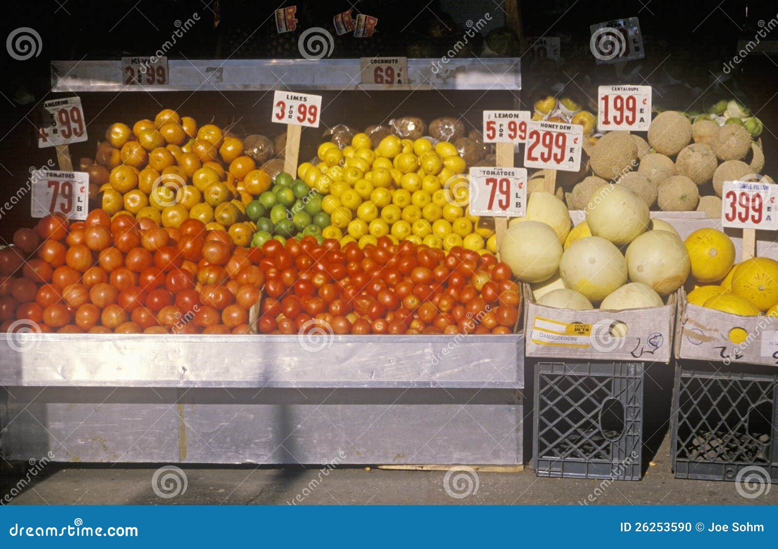 Fresh produce stand editorial image. Image of honeydew - 26253590