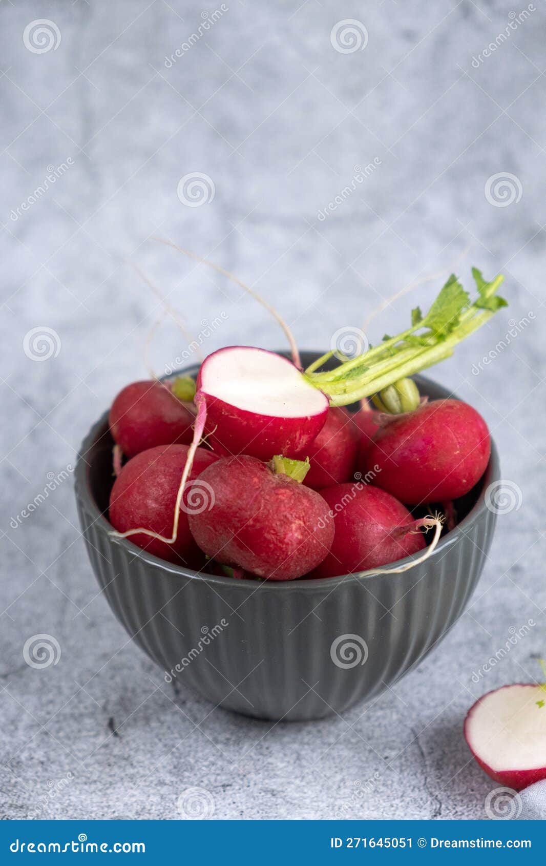 Fresh Radish in a Plate, Vertical Photo Stock Image - Image of natural ...