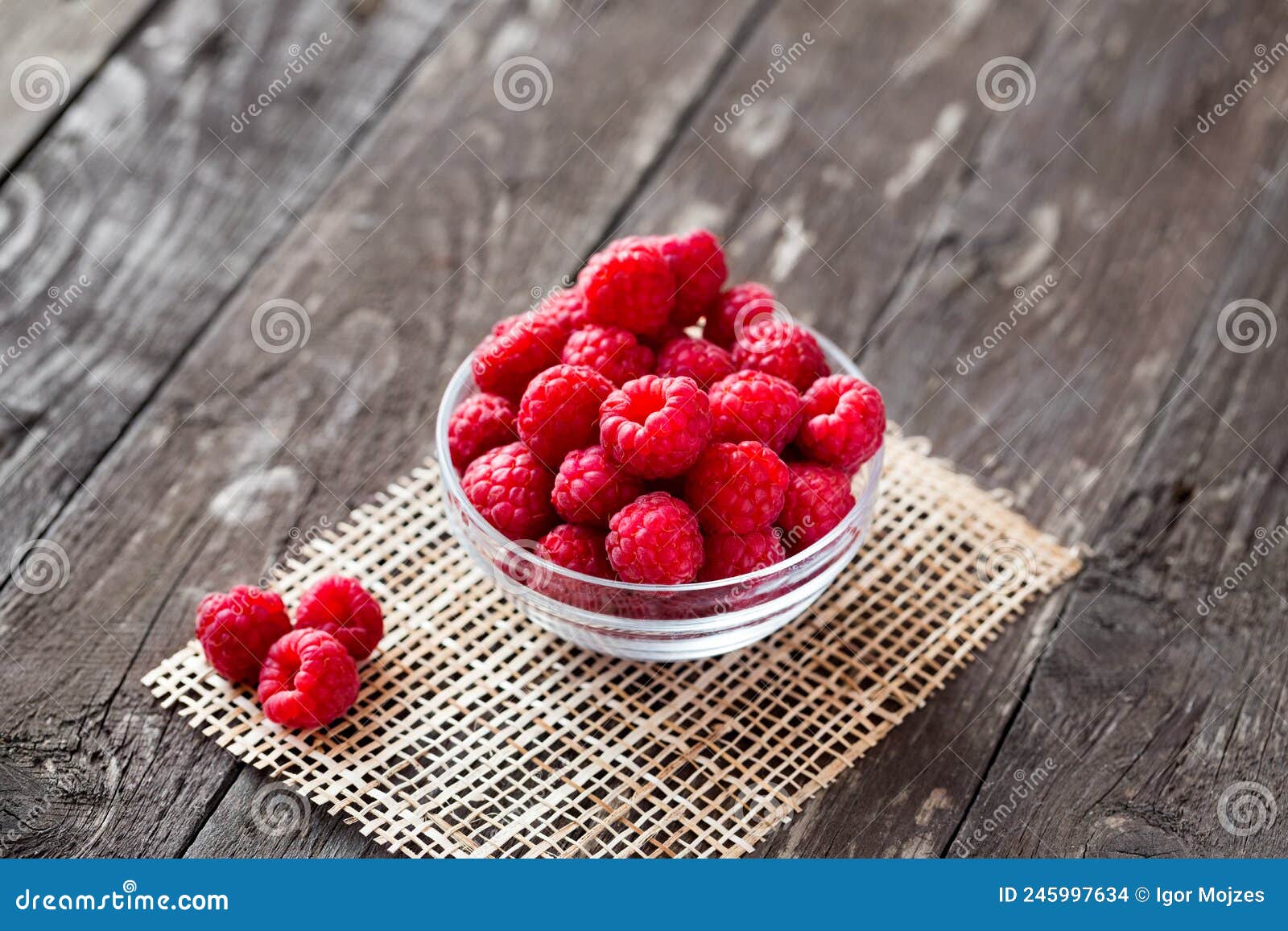 Fresh Raspberry in Bowl Background Stock Photo - Image of healthy ...