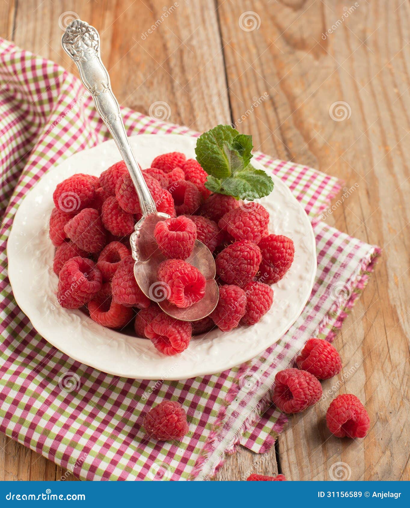 Fresh raspberry on plate. stock image. Image of vegetarian - 31156589