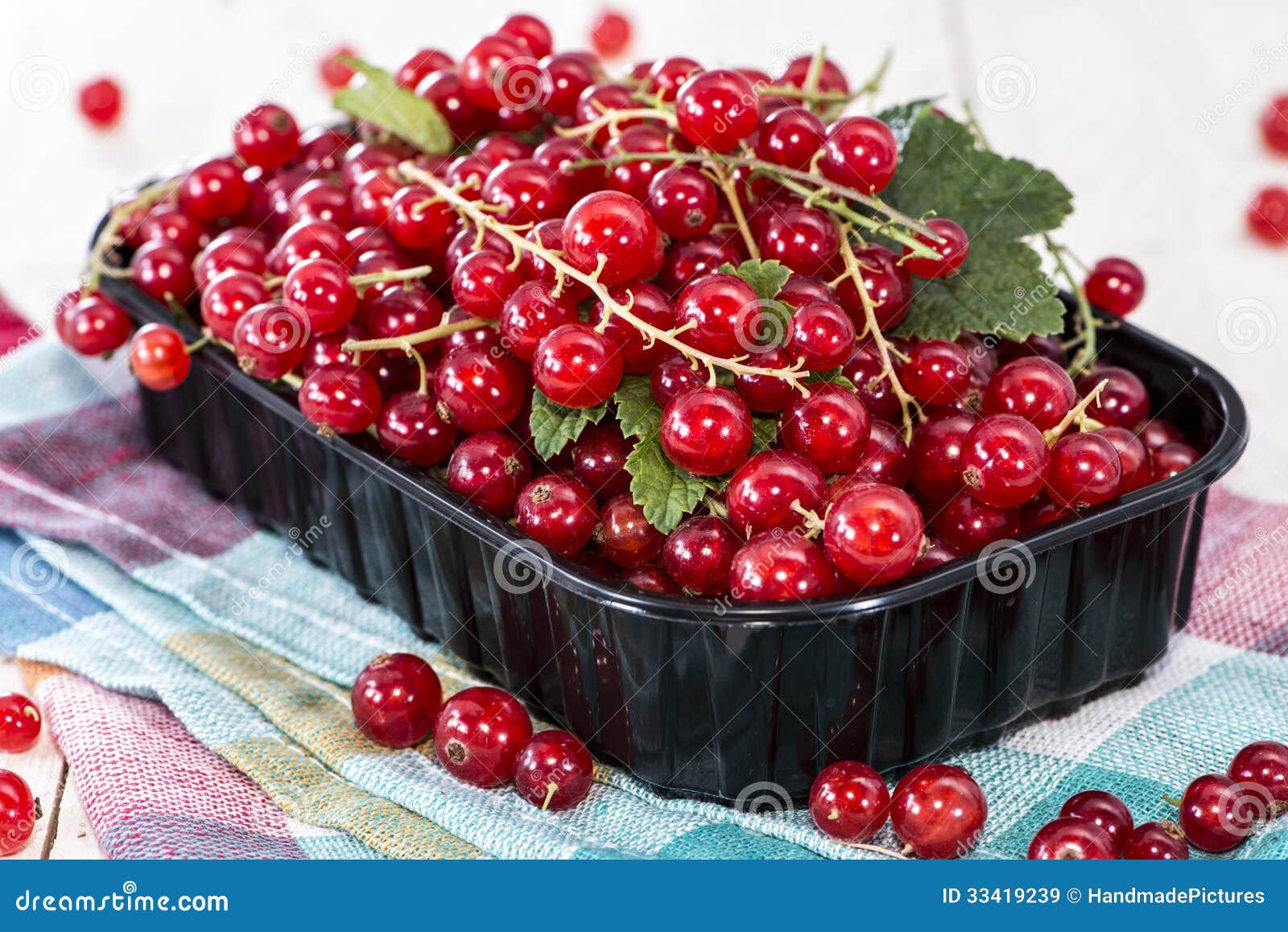 Fresh Red Currants stock image. Image of sour, organic - 33419239