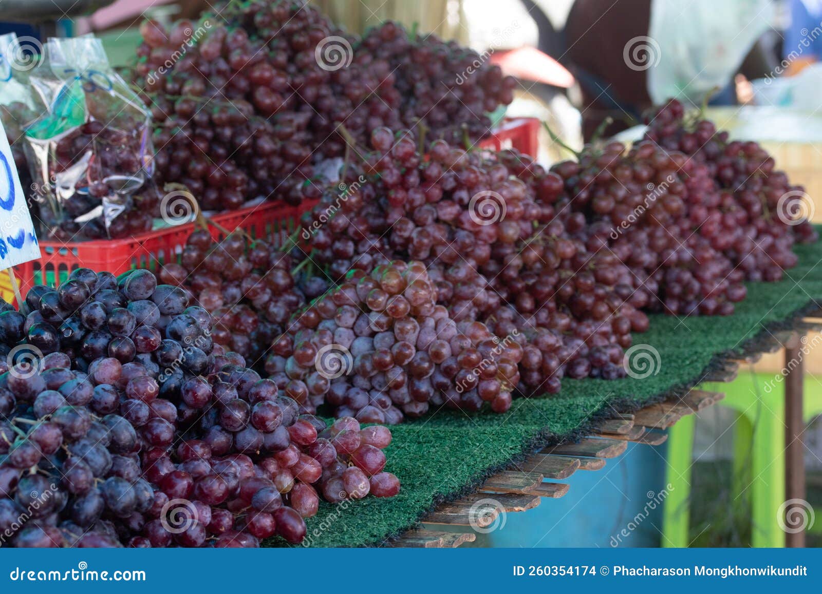 Fresh Red Grapes on the Table Stock Photo - Image of bunch, green ...