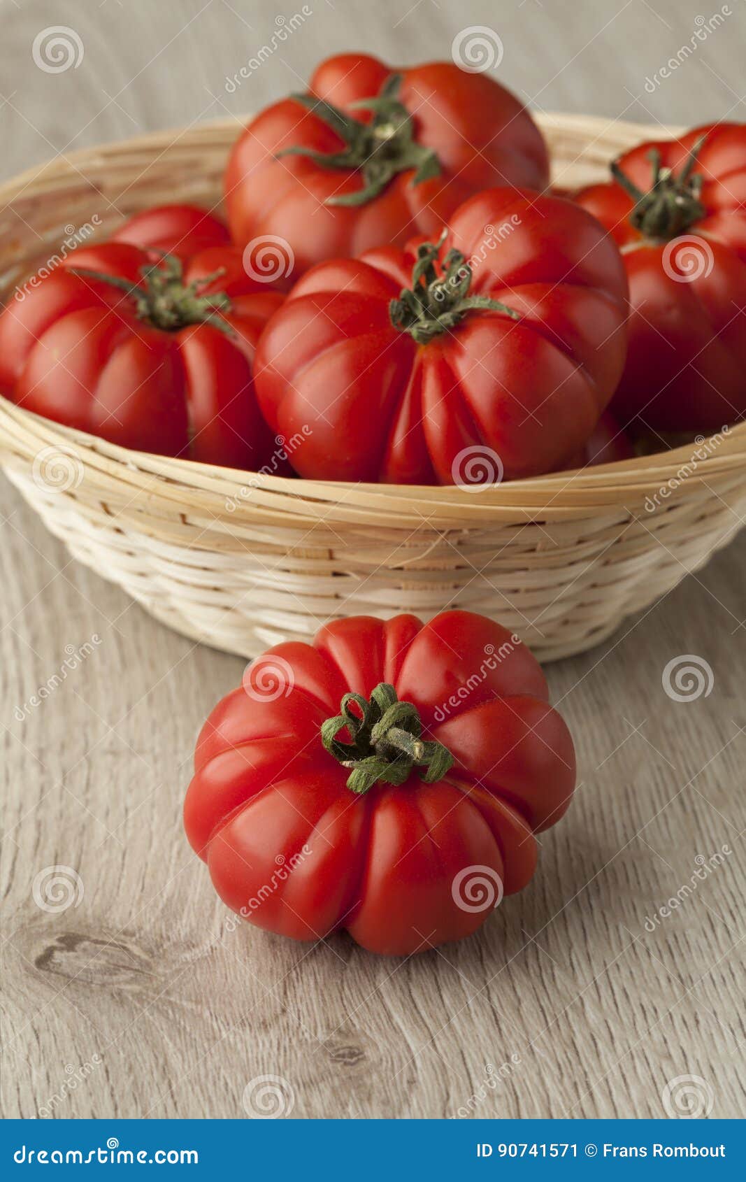 Fresh red merinda tomatoes stock image. Image of italian - 90741571