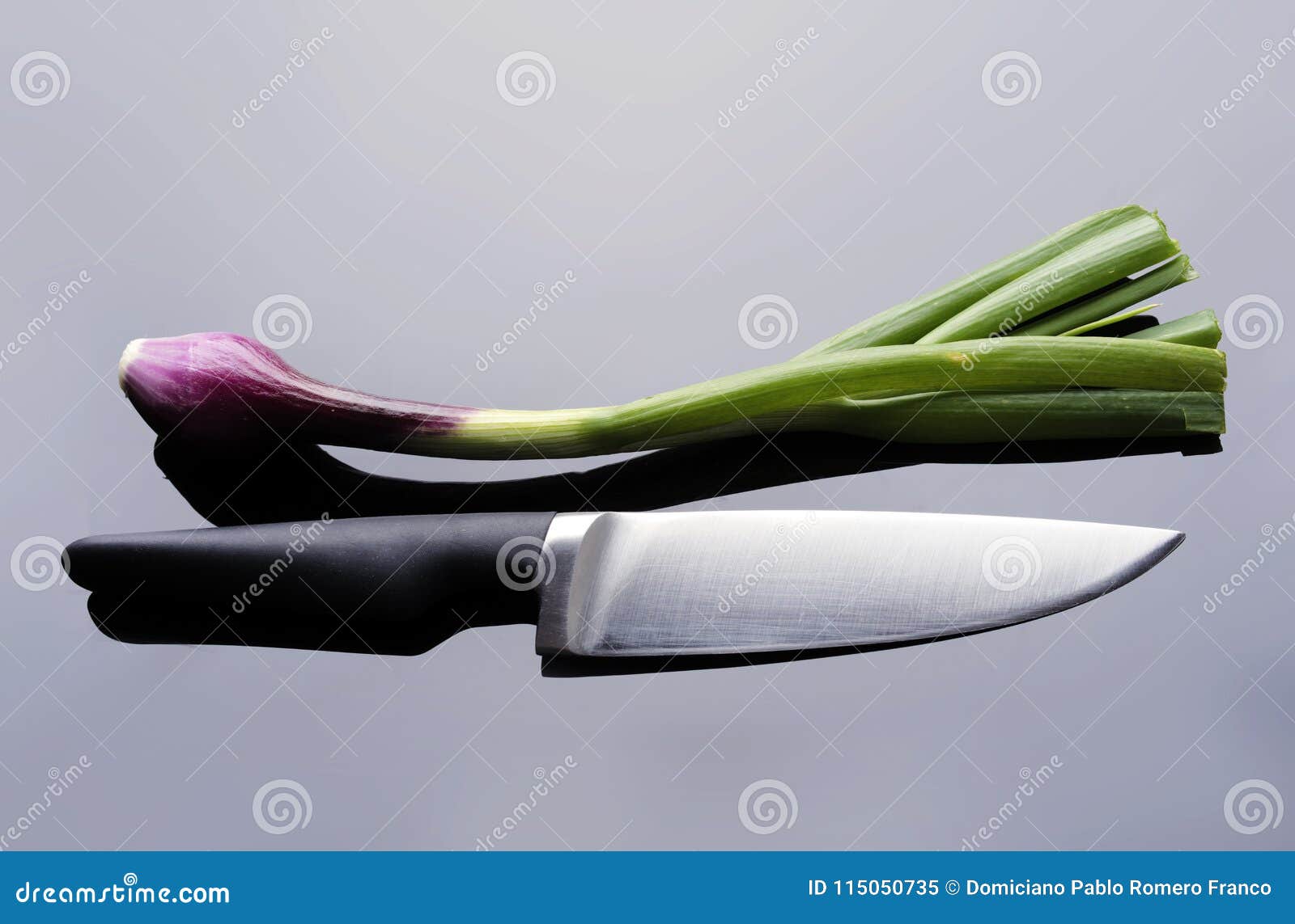 Fresh red onion and knife stock image. Image of knife - 115050735