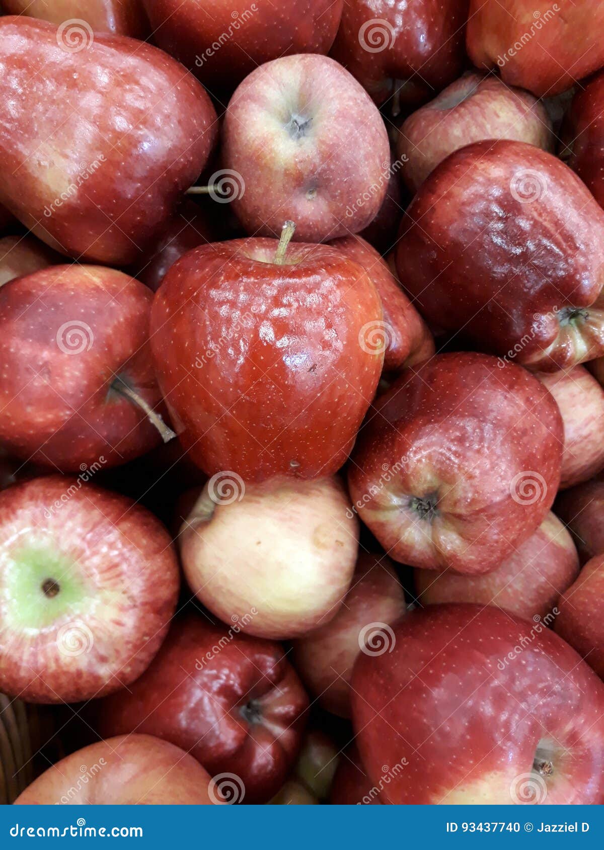 Fresh Red Shiny Apples on the Counter Stock Photo - Image of vegetarian ...