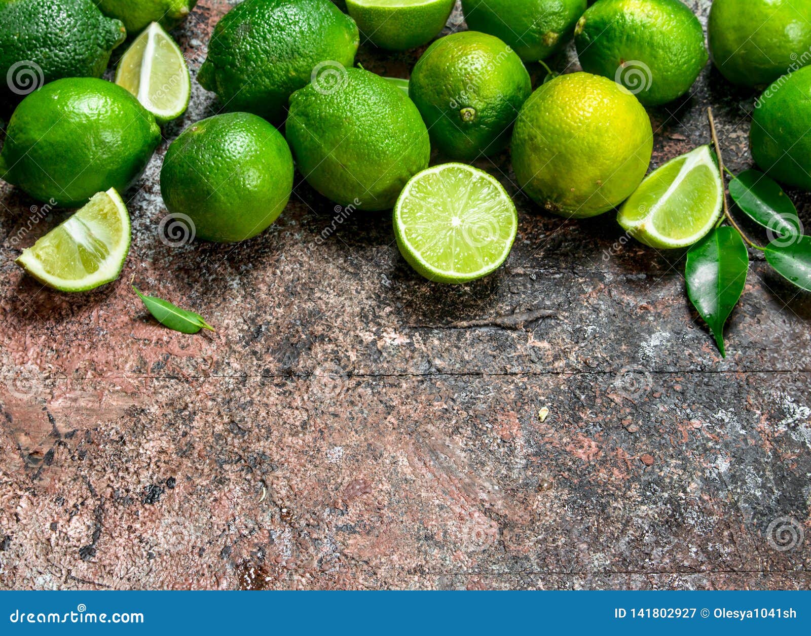 Fresh Ripe Lime with Leaves Stock Image - Image of green, slice: 141802927