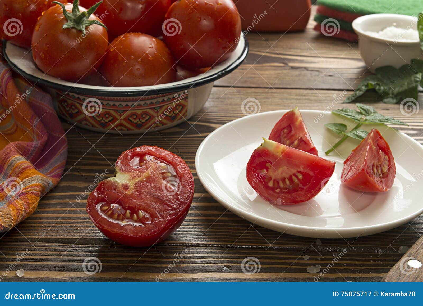 Fresh Ripe Tomatoes in Bowl, Half of Cutted Tomato Stock Image - Image ...