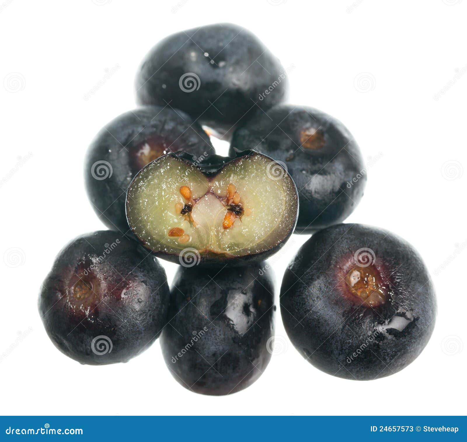 Fresh sliced blueberries stock image. Image of isolation - 24657573