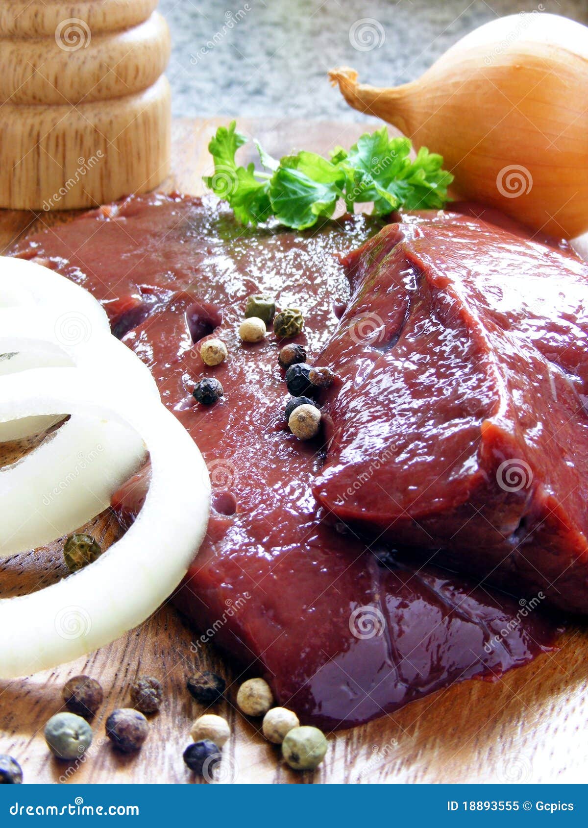 Fresh Slices of Uncooked Meat Stock Image - Image of diet, fresh: 18893555