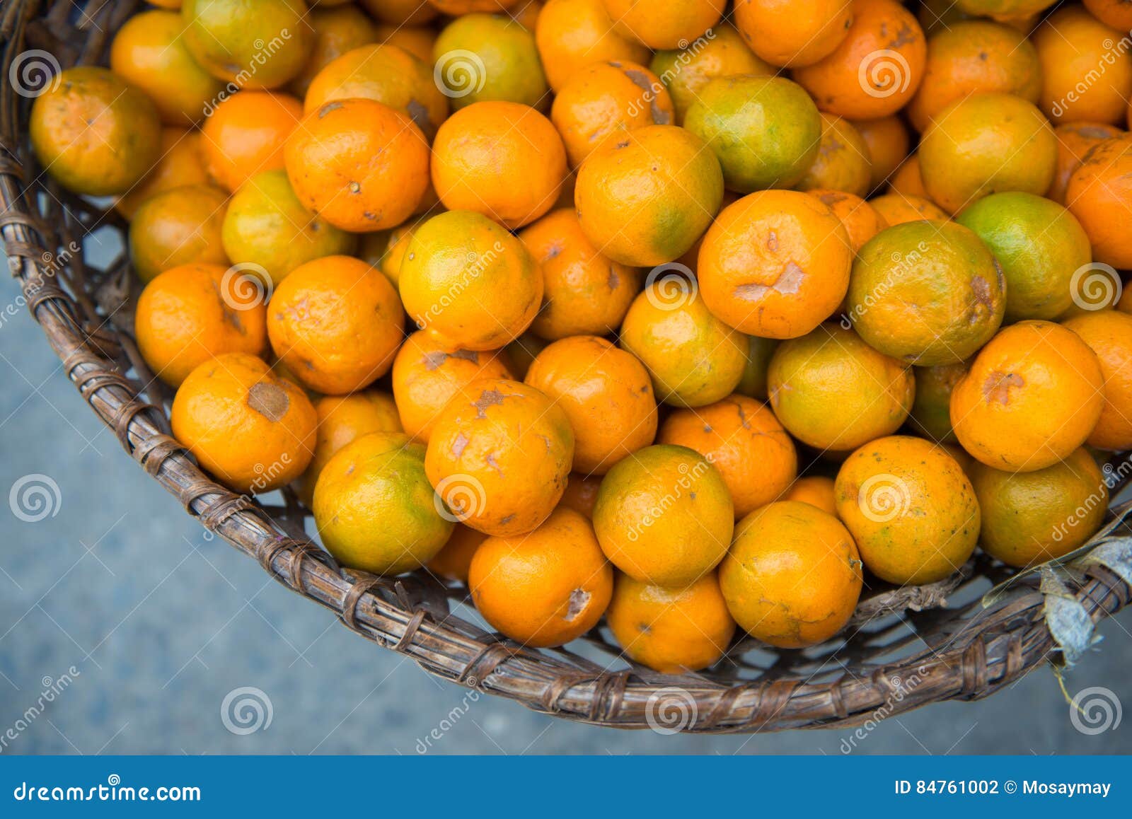 Fresh Small Oranges from Garden Stock Photo - Image of garden, fruits ...