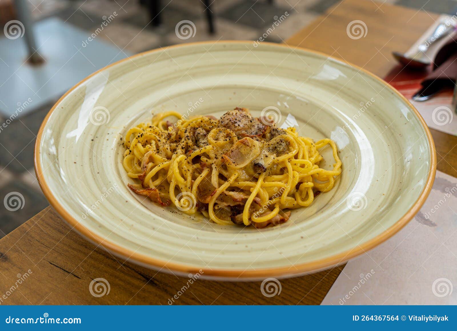 Fresh Spaghetti with Fried Beacon Stock Photo - Image of asian ...