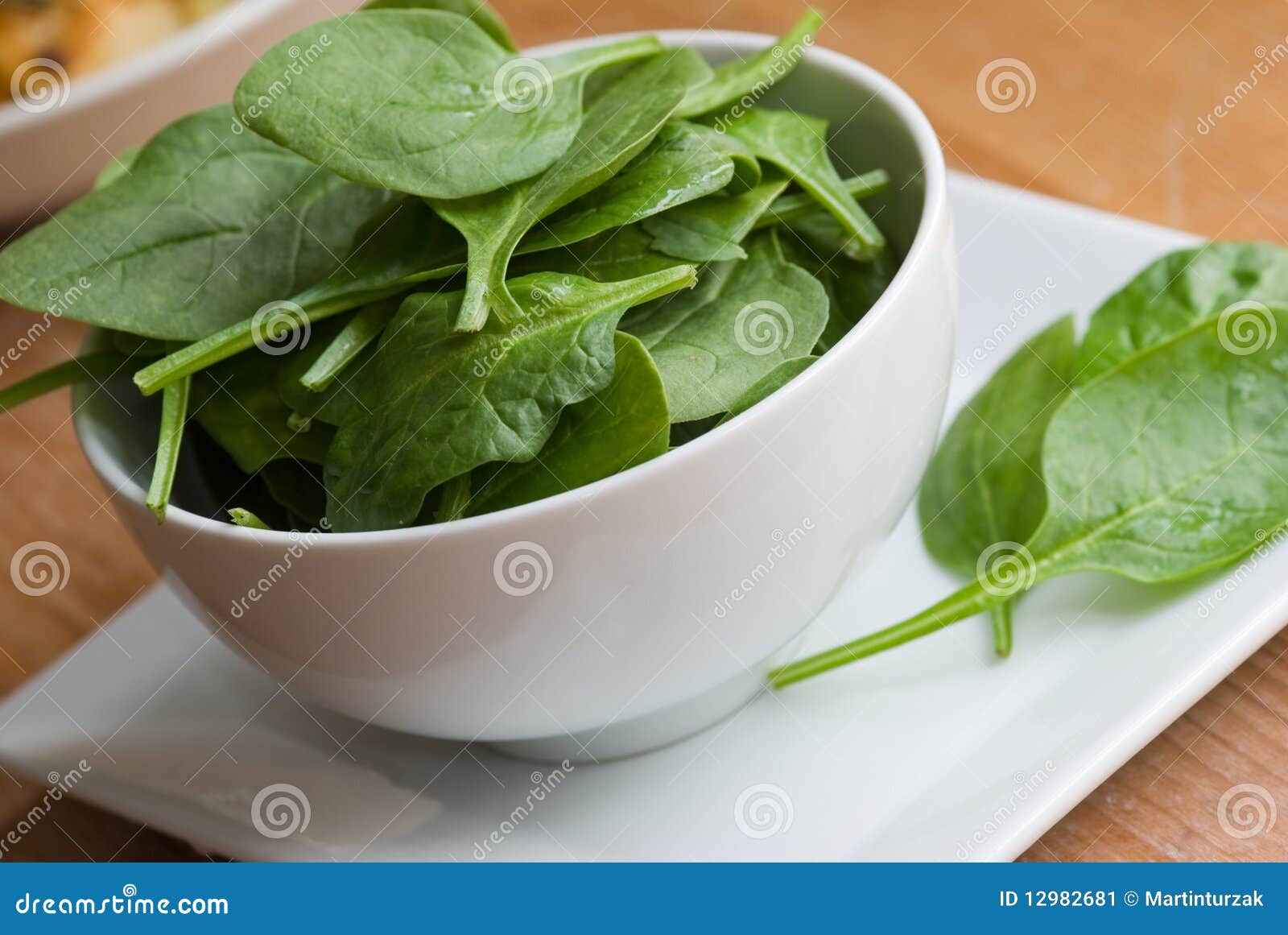 Fresh spinach stock image. Image of ingredient, leaf - 12982681