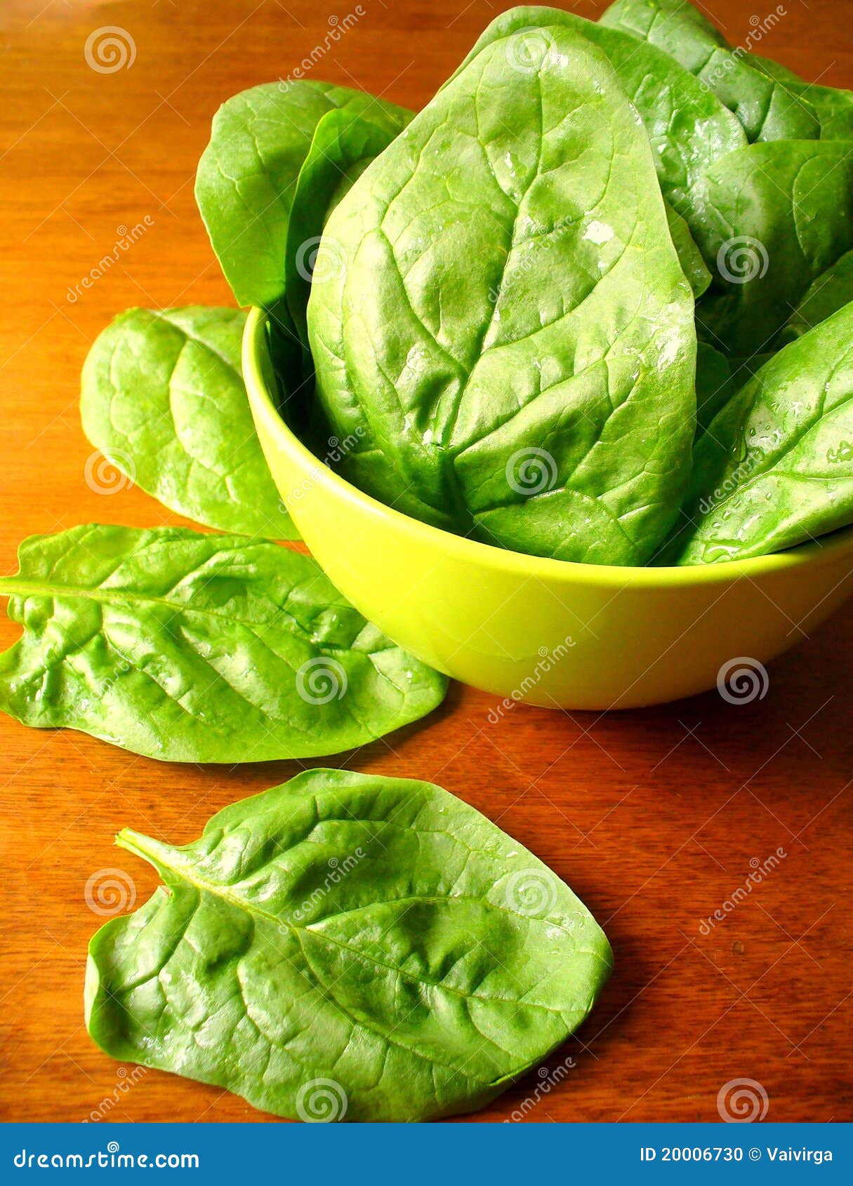 Fresh spinach stock photo. Image of healthy, bowl, background - 20006730