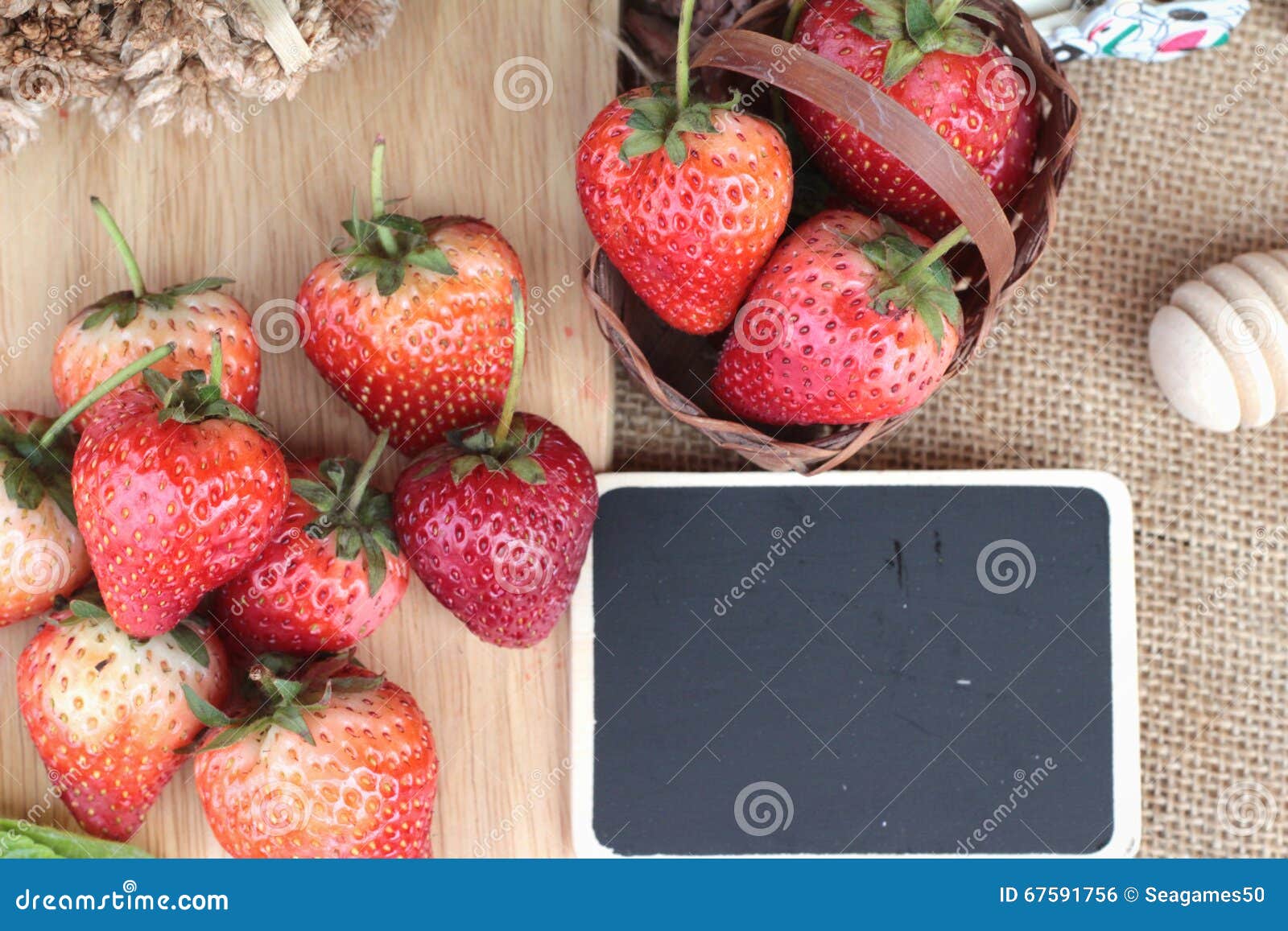 Fresh Strawberries Red at Delicious. Stock Photo - Image of white, sour ...