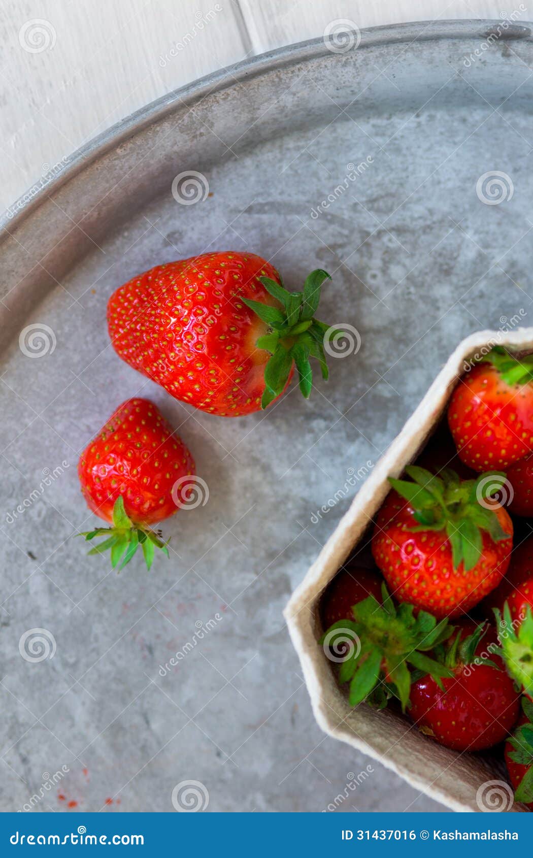 Fresh Strawberries on a Tray Stock Photo - Image of close, macro: 31437016