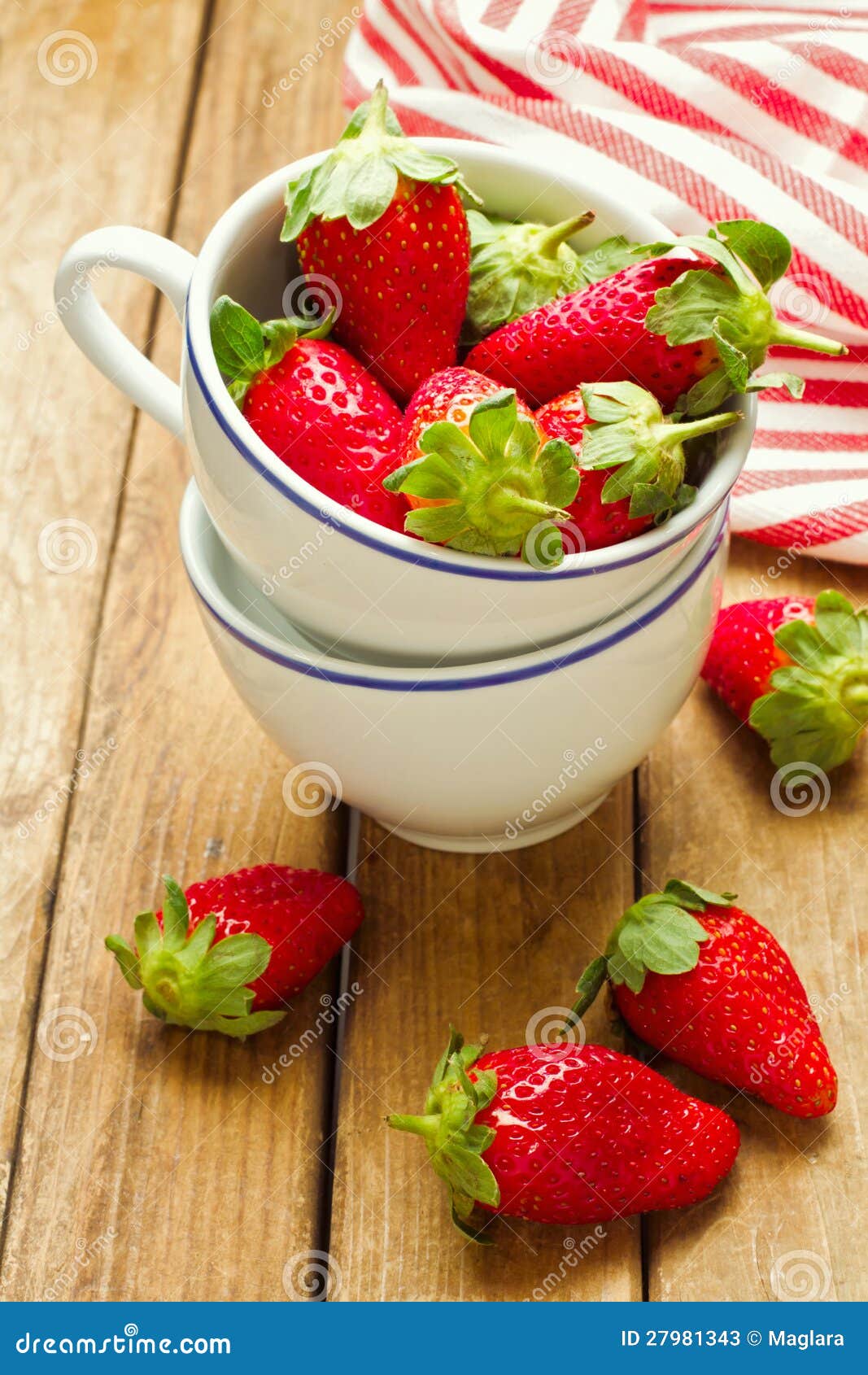 Fresh Strawberry in Coffee Cup Stock Image - Image of healthy, kitchen ...