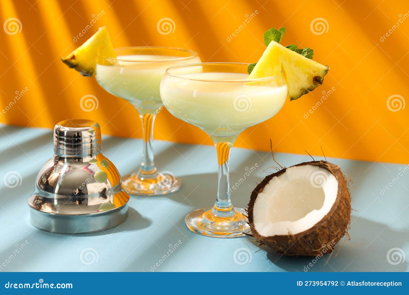 Fresh Summer Cocktail - Pina Colada, Fresh Summer Drink Concept Stock ...