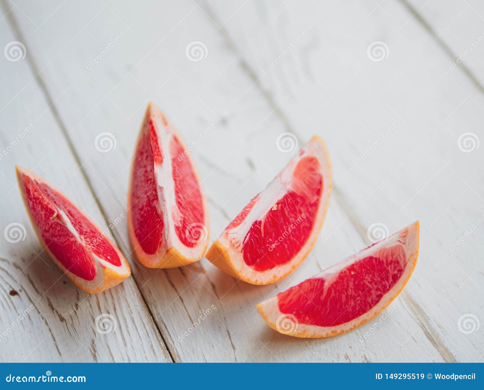 Fresh Summer Grapefruit Slices Composition on White Wooden Planks ...