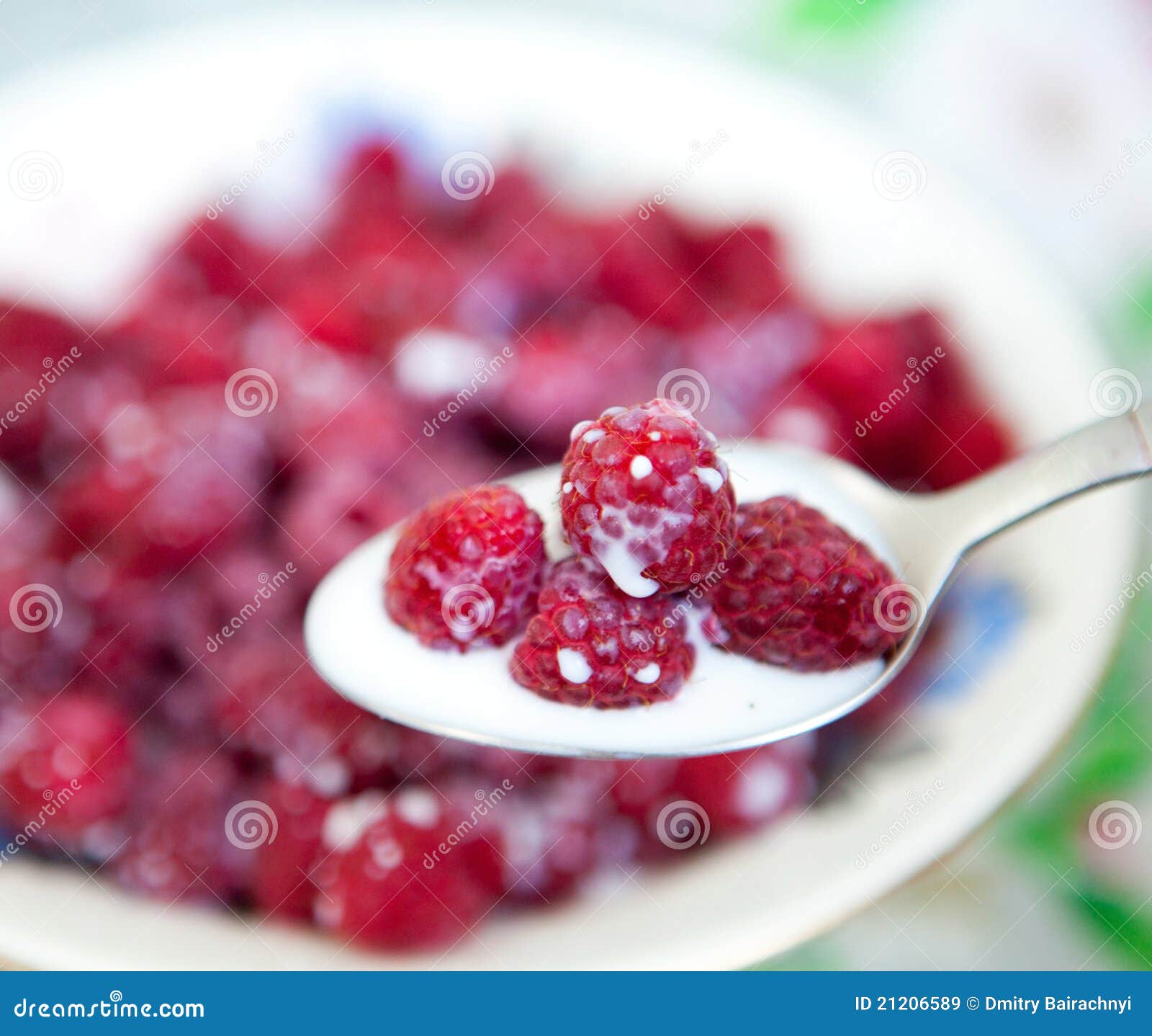 Fresh summer raspberry stock image. Image of fruit, fresh - 21206589