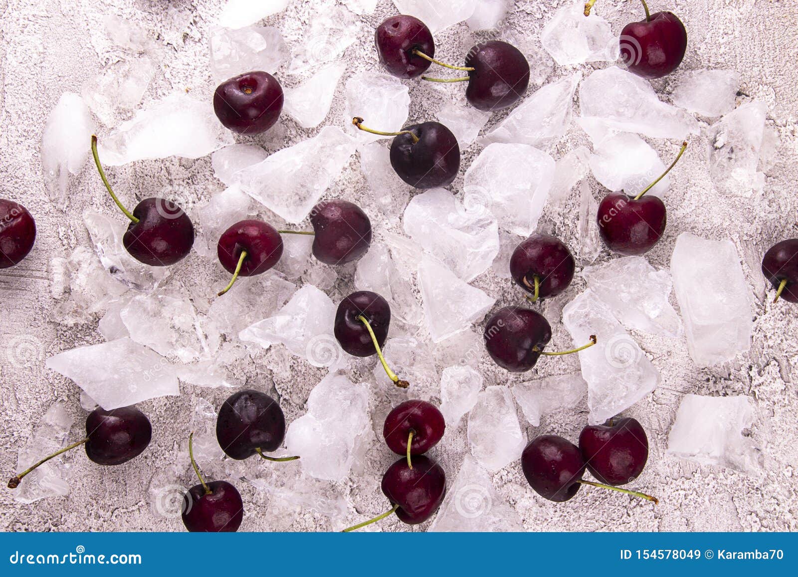Fresh Sweet Cherries on Chipped Ice Stock Image - Image of fruit, tasty ...