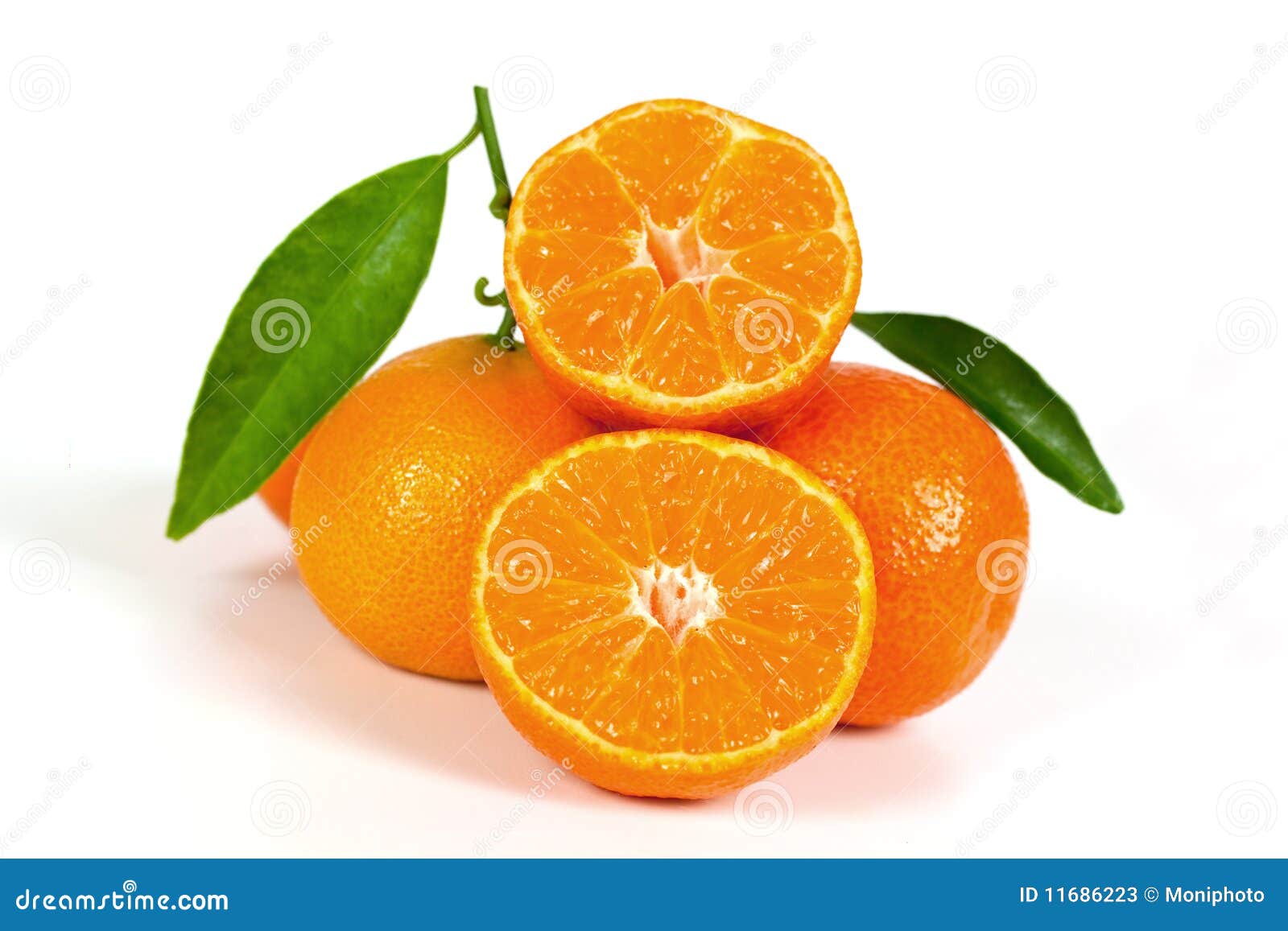 Fresh Tangerine with Leaves,close Up Stock Image - Image of delicious ...