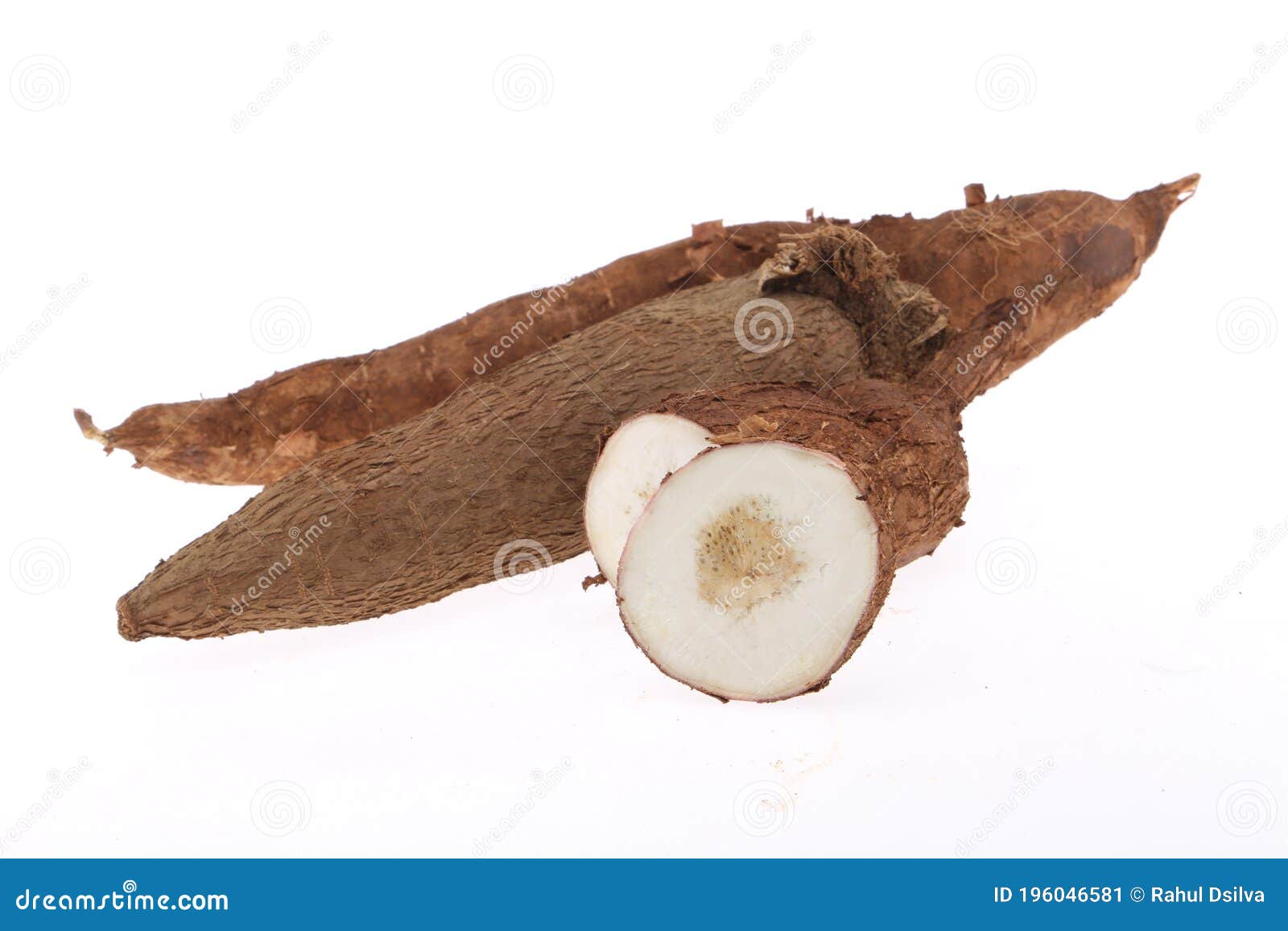 Fresh Tapioca, Cassava Root, Mandioca. Aipim Cut Open, Stock Photo ...