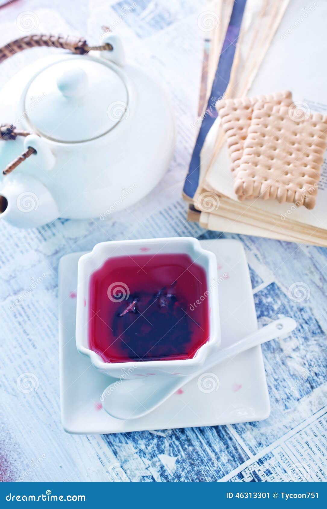 Fresh tea stock image. Image of breakfast, saucer, beverage - 46313301