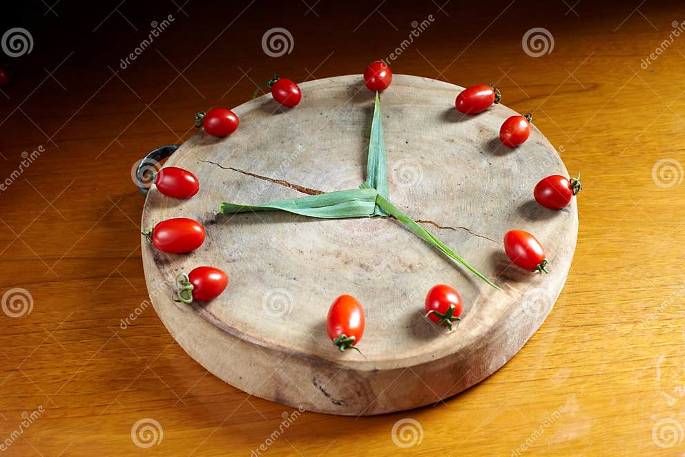 Fresh tomato clock stock image. Image of crystal, freshly - 38375679