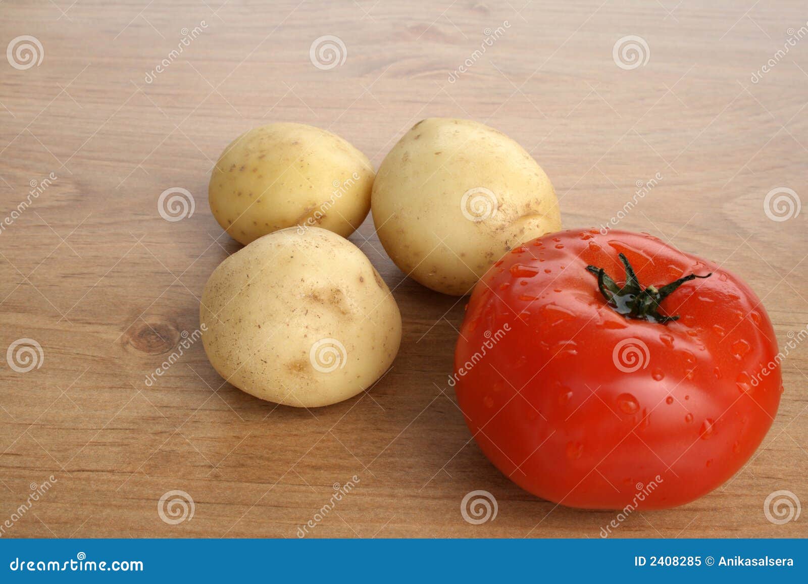 Fresh tomato and potatoes stock image. Image of water - 2408285