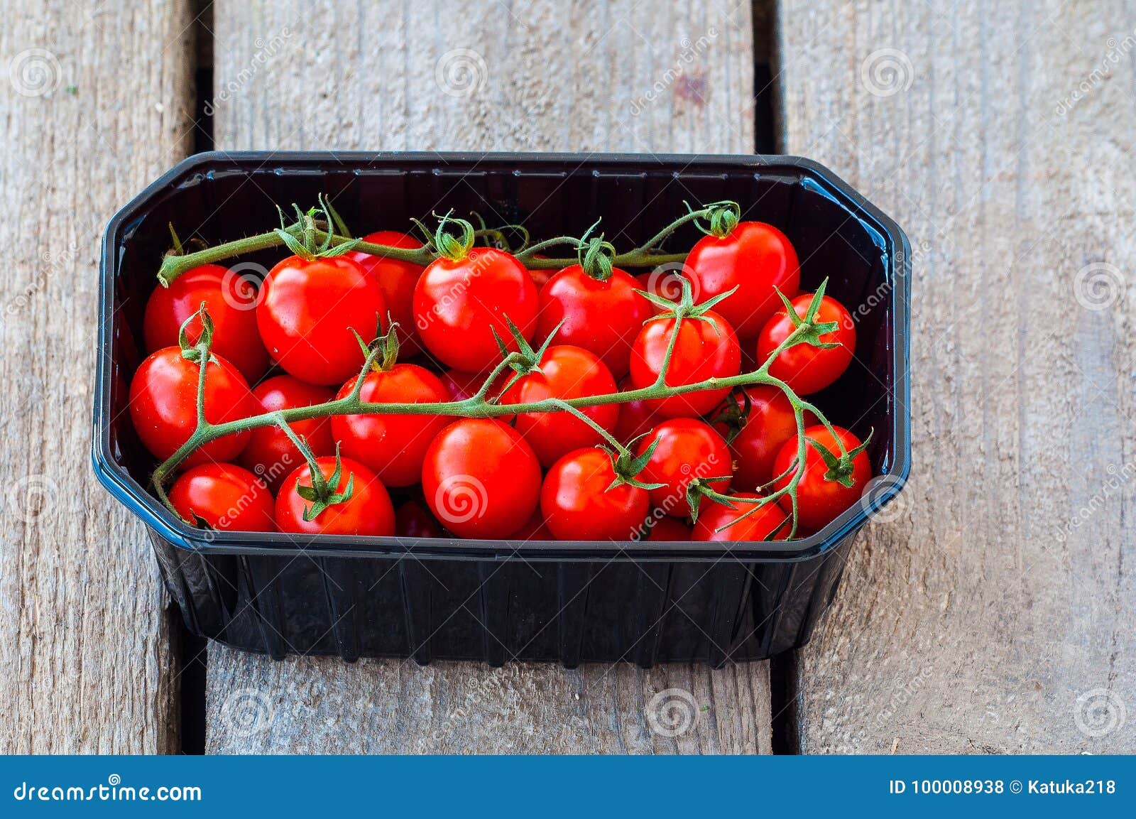 Fresh tomatoes in box stock photo. Image of isolated - 100008938