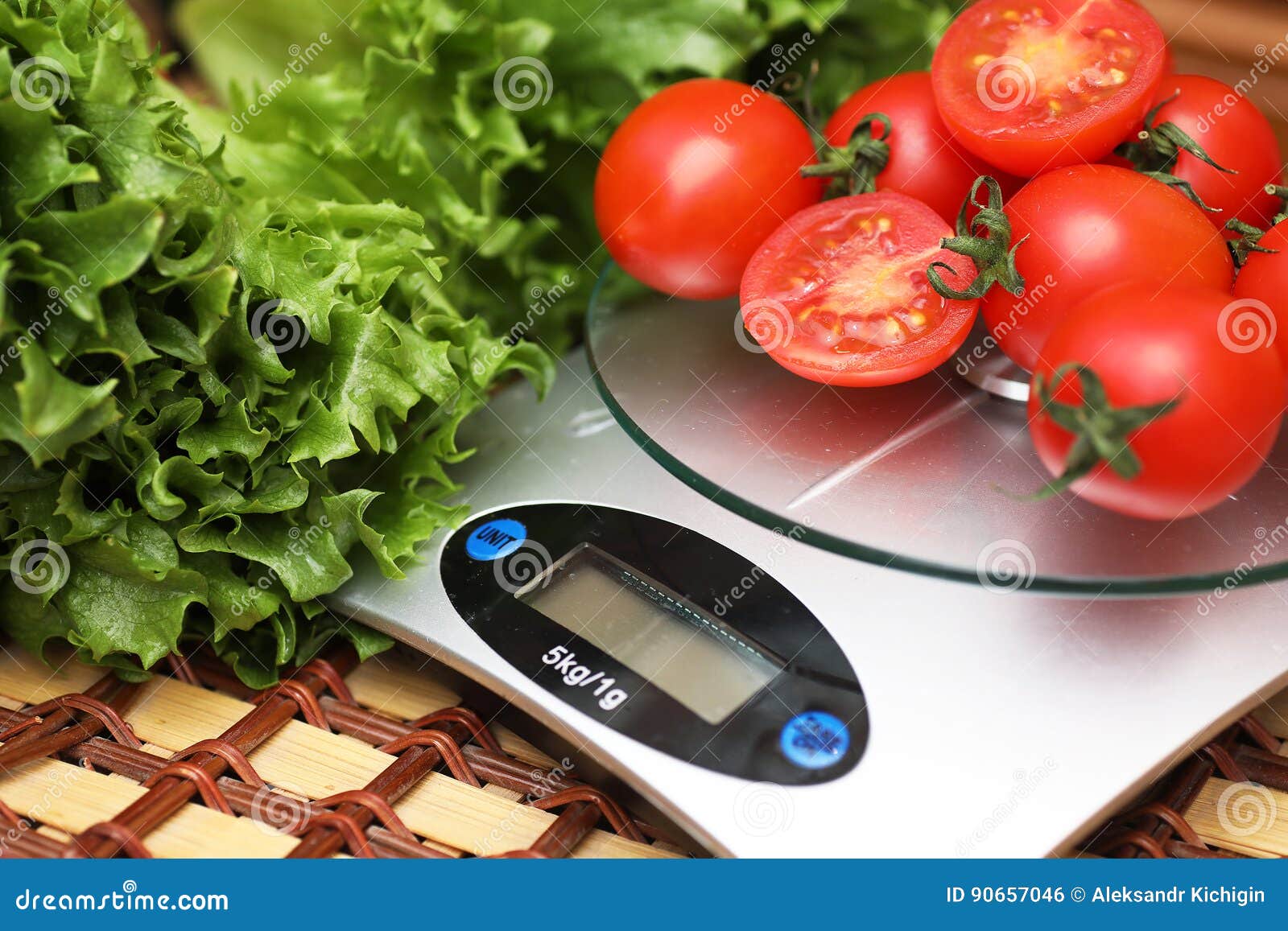 Fresh Tomatoes on Kitchen Scales Weighing Stock Photo - Image of ...