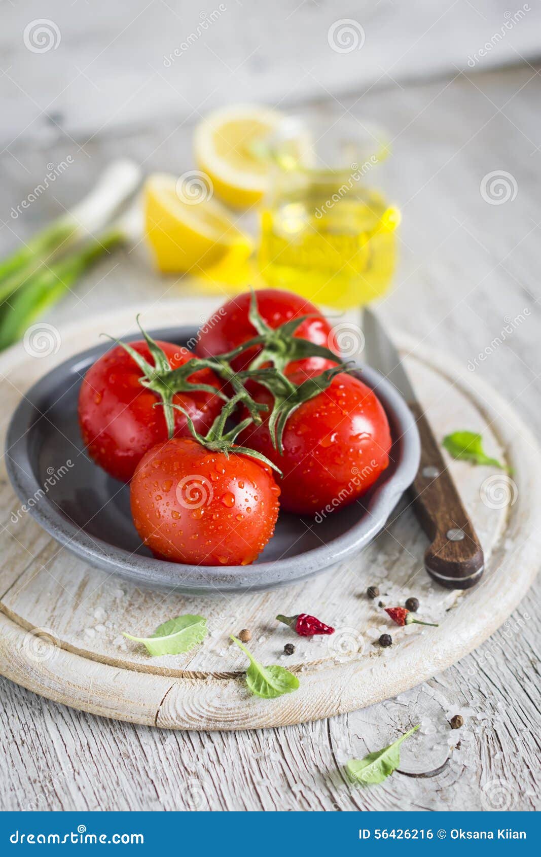 Fresh Tomatoes on a Vintage Plate Stock Photo - Image of healthy, light ...