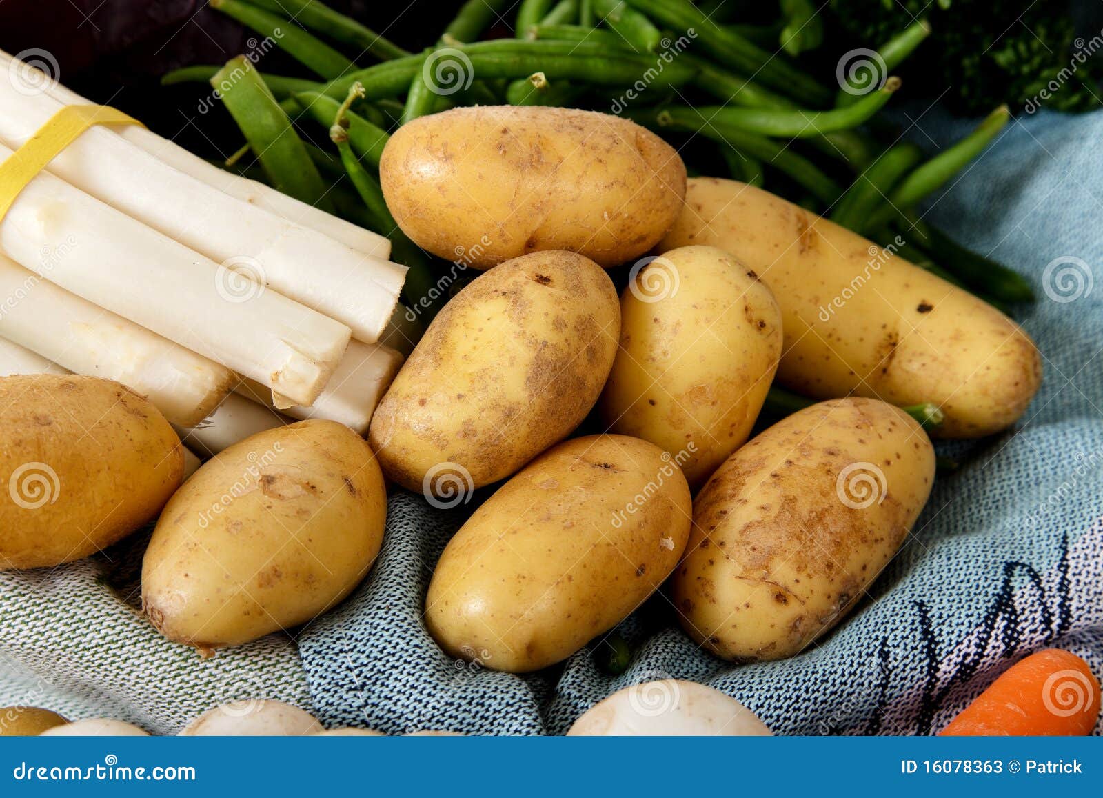 Fresh Vegetables, Bunch of Potatoes Stock Image - Image of studio ...