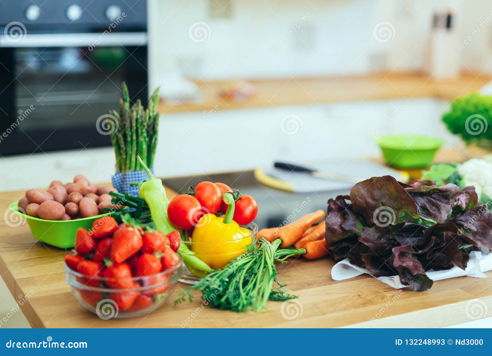 Fresh Vegetables on Kitchen Counter Stock Image - Image of home ...