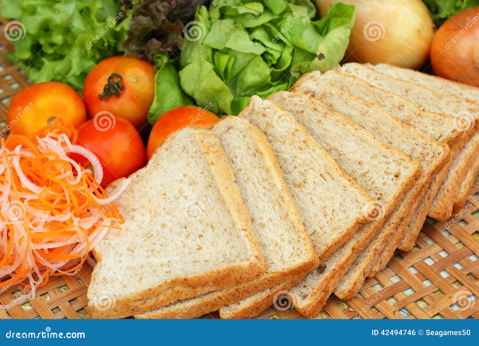 Fresh Vegetables Salad with Whole Wheat Bread. Stock Photo - Image of ...