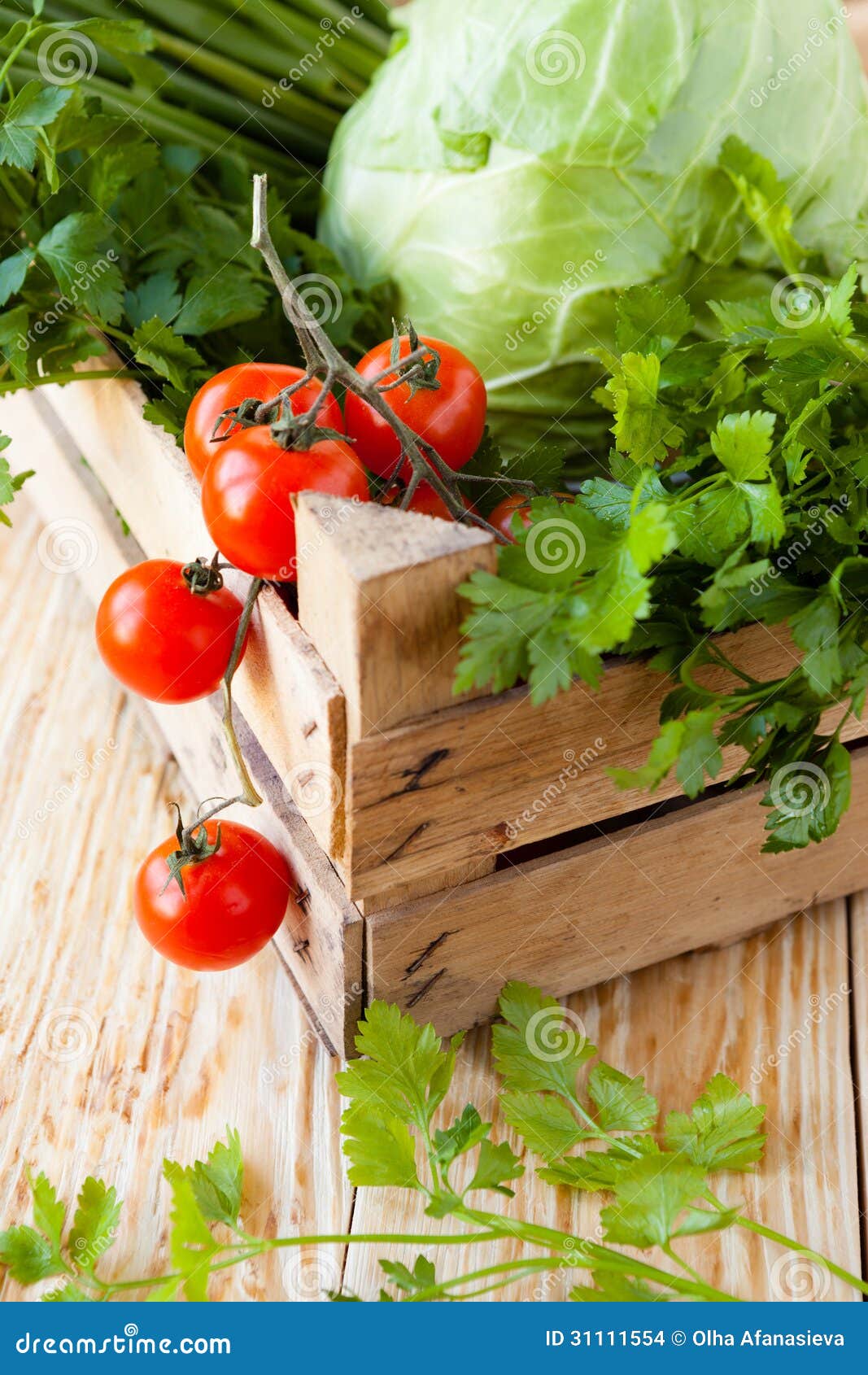 Fresh Vegetables in Wooden Crate Stock Photo - Image of organic, bundle ...