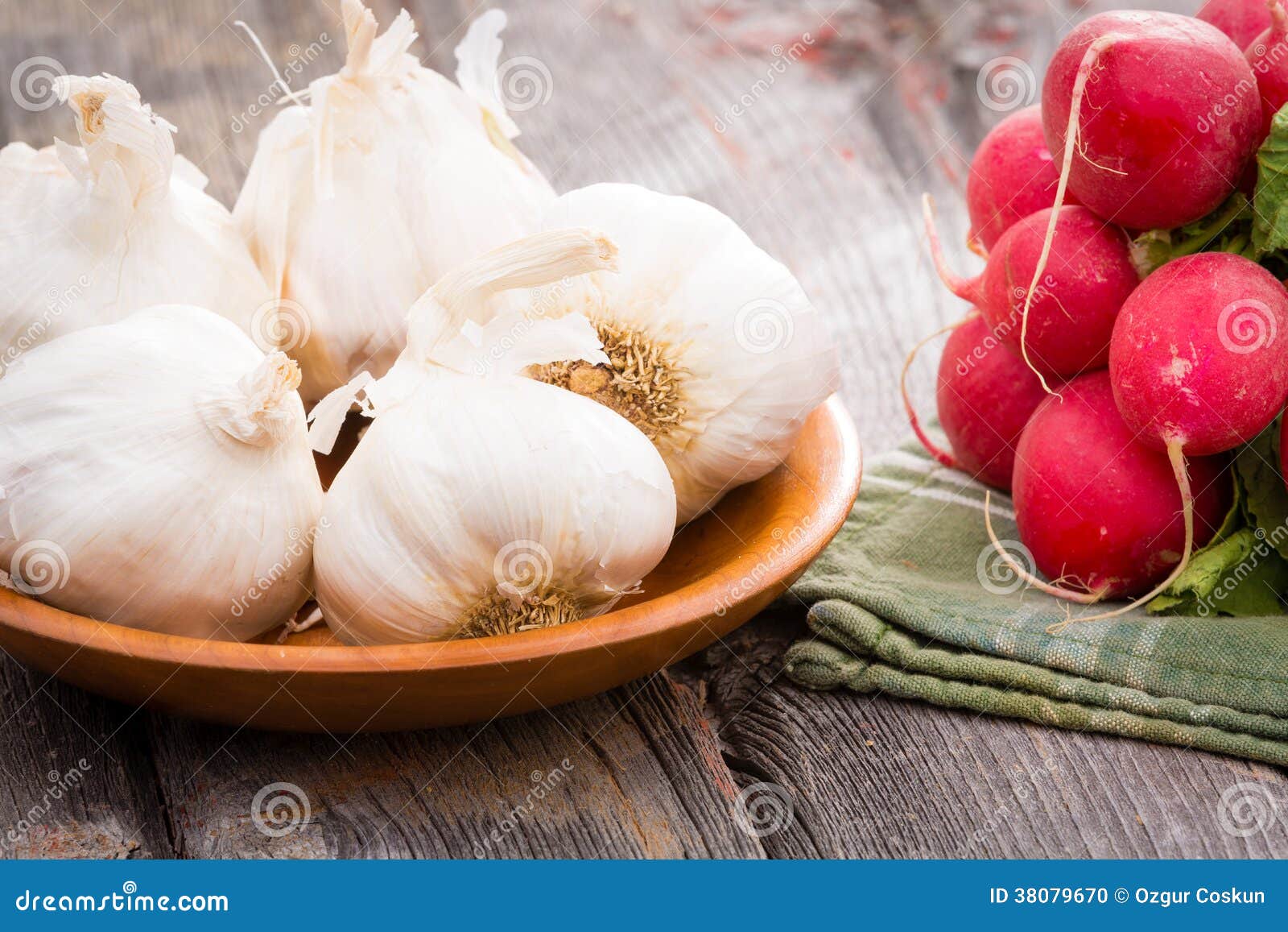 Fresh Whole Garlic Bulbs with Radishes Stock Photo - Image of flavor ...